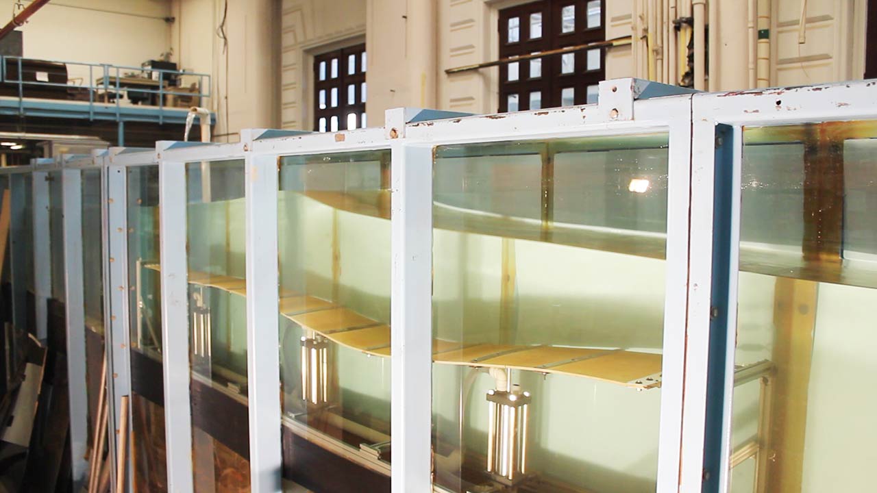 A Giant, Wriggling Sea Carpet To Harvest Ocean Energy - Fast Company
