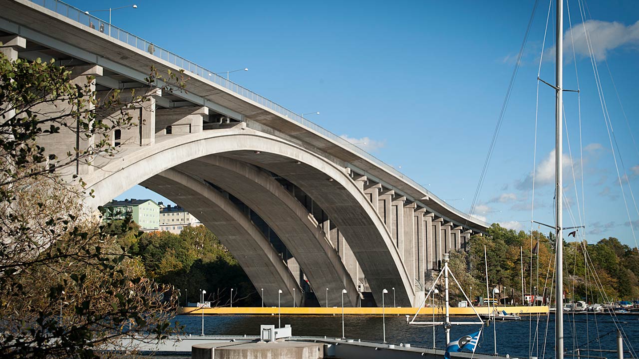 The Massive Arch On This Bridge Could Soon Be A Hidden Pedestrian Path ...