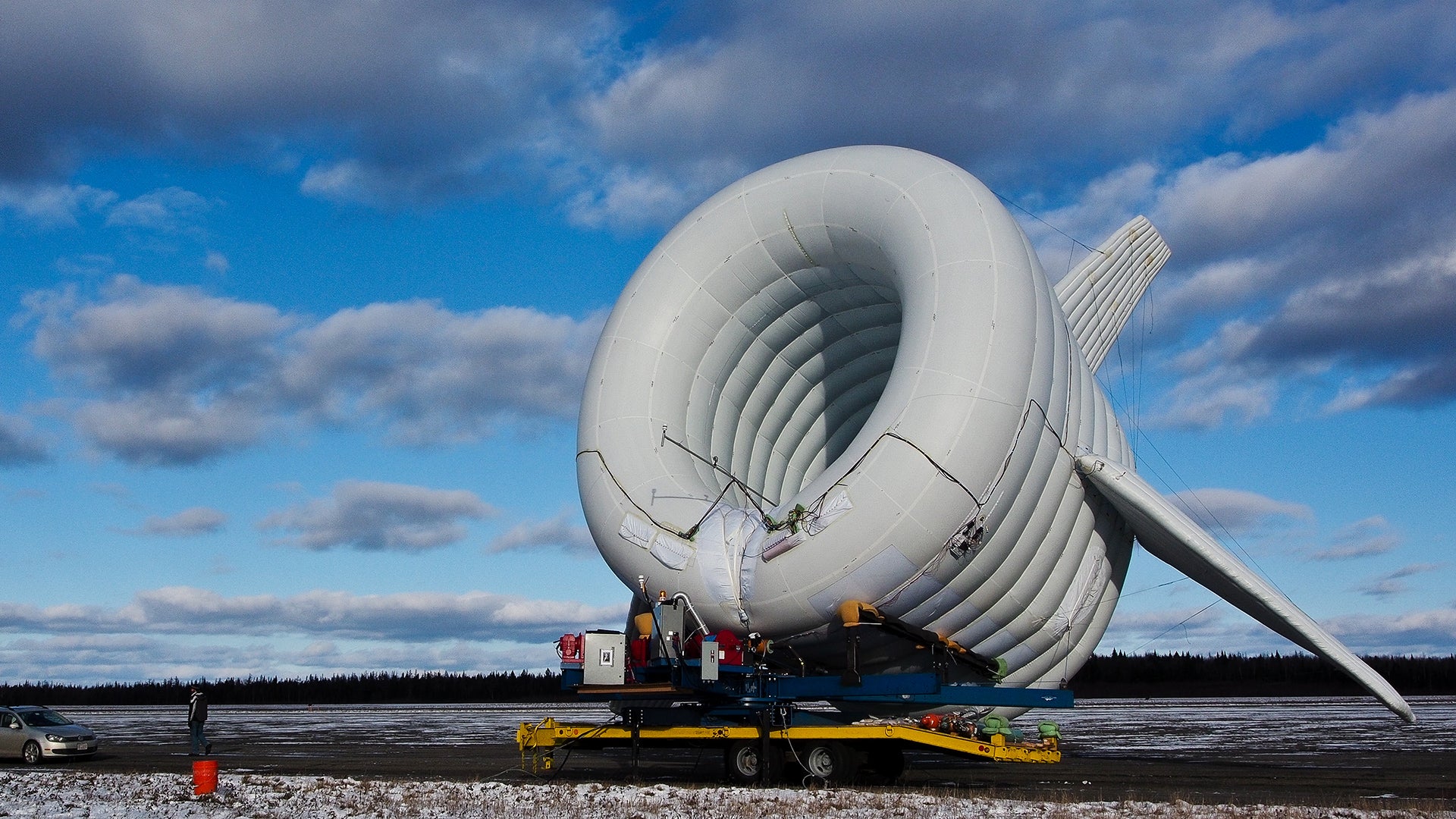 A Wind Turbine Inside A Floating Blimp Can Bring Power Anywhere - Fast ...