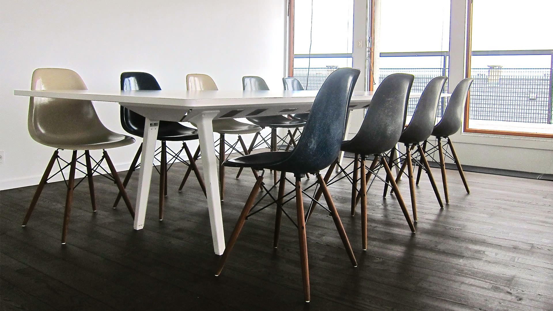 How Do I Stop People From Interrupting at Meetings? - Fast Company