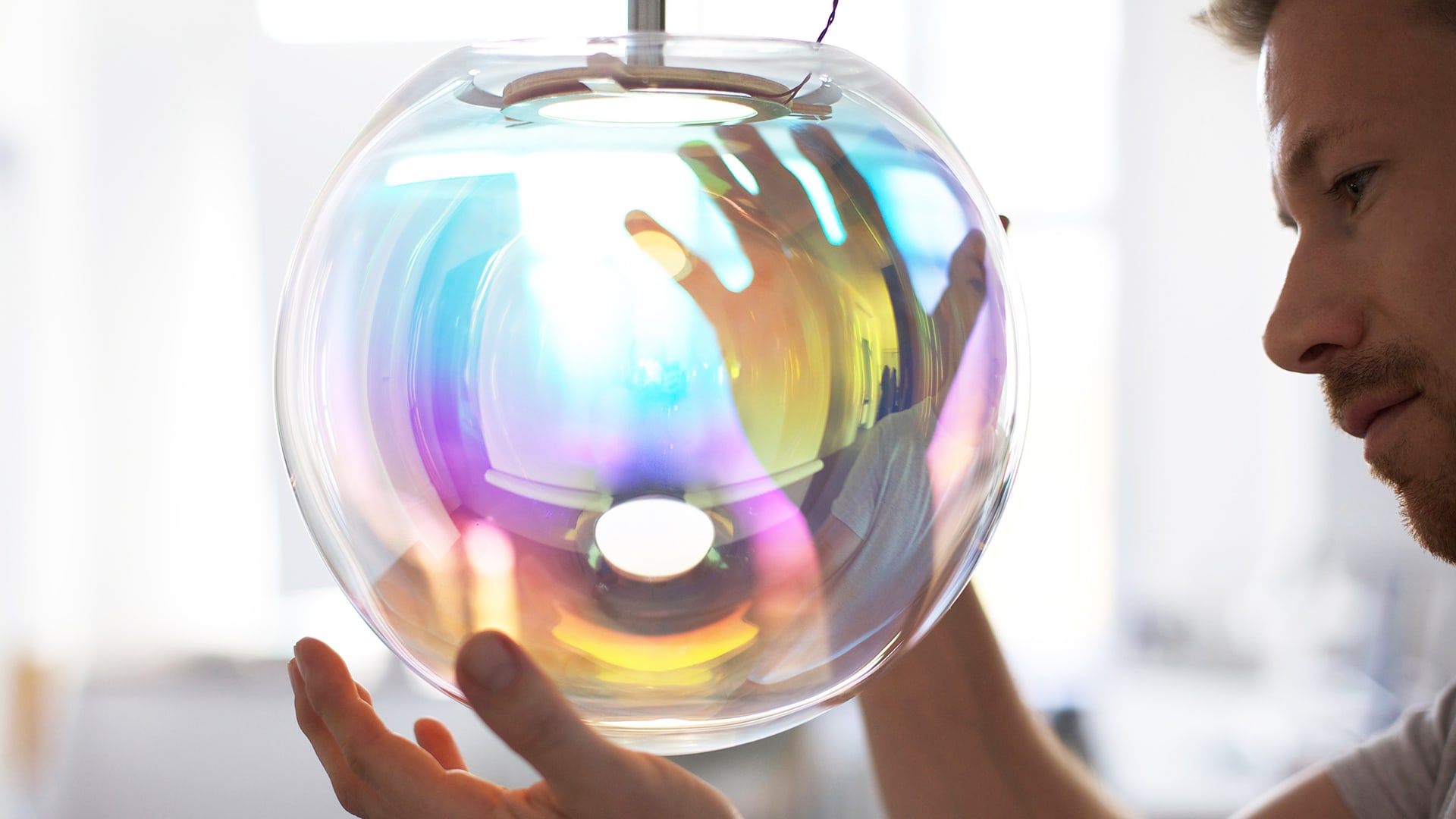 This Giant "Soap Bubble" That Never Pops Will Make You Feel Like A Kid ...