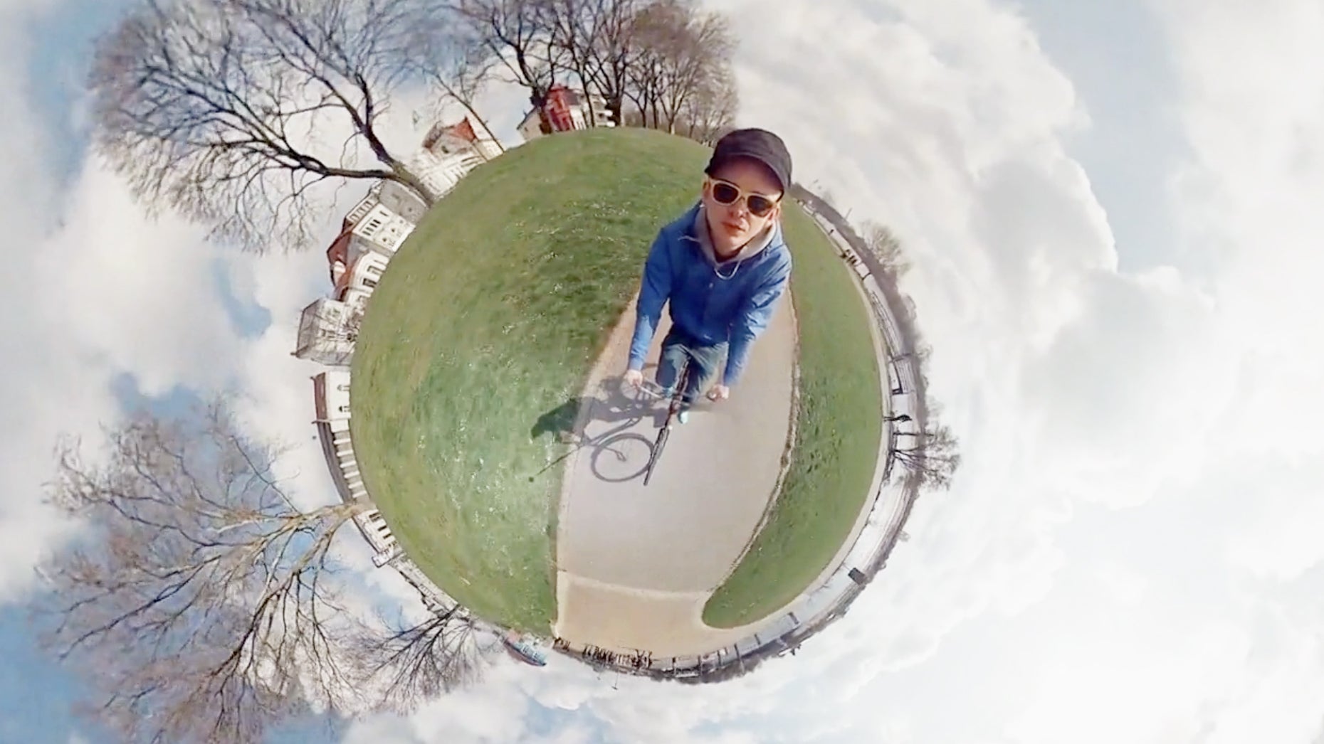 Watch the Trippy Magic Of A 360° Bike Ride - Fast Company