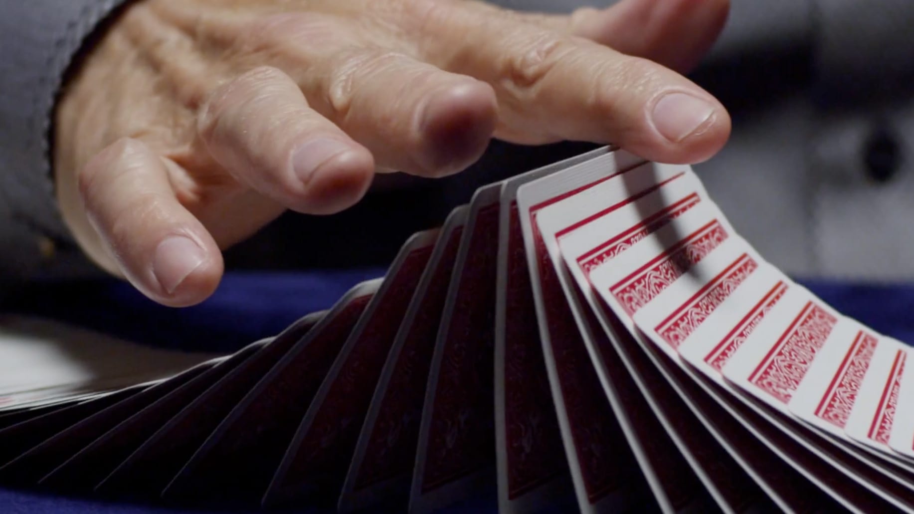 See The Mind-Blowing Tricks Of The World's Greatest Card Cheat (Who Is ...