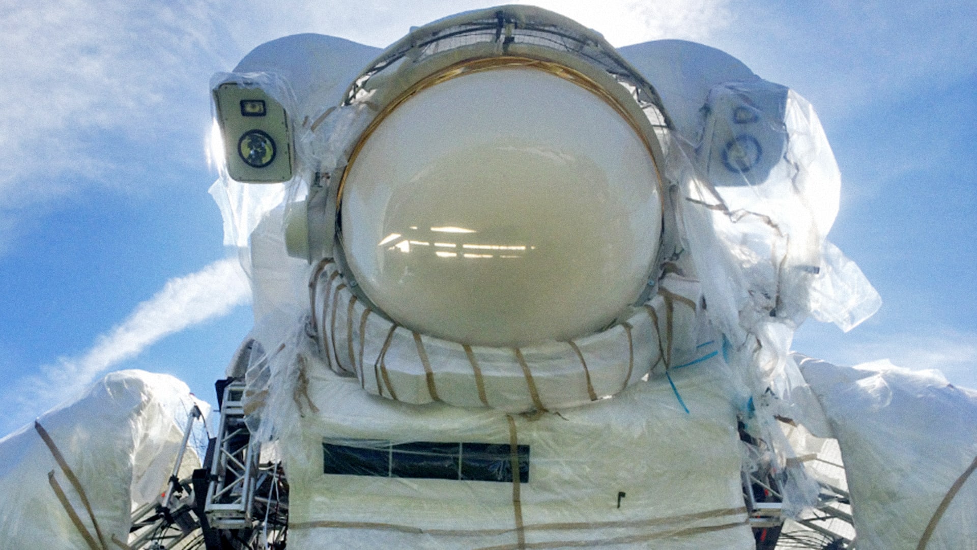 About That Giant Astronaut Roaming The Coachella Festival - Fast Company