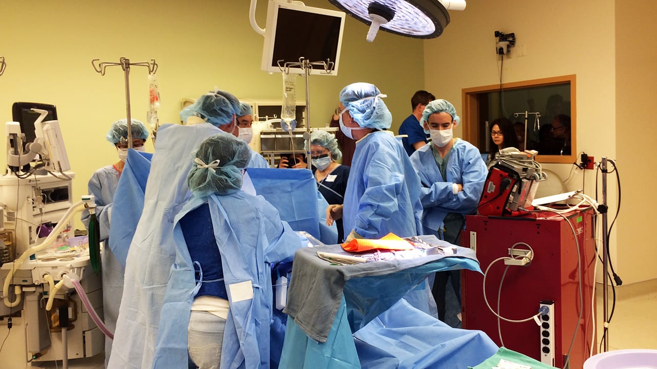 Inside The Operating Room Of The Future, Where Doctors Use Google Glass ...