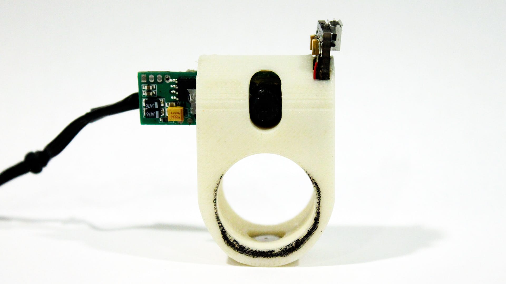 This Decoder Ring Helps The Blind Read Without Braille - Fast Company