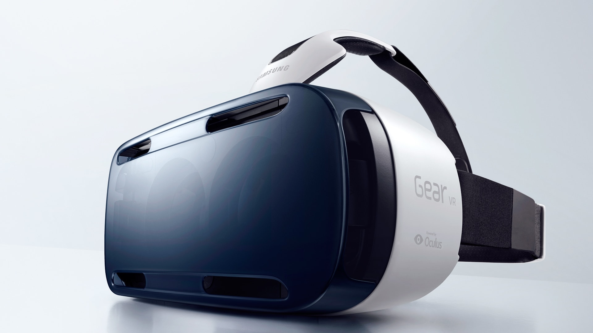 Hands-On With Gear VR: Samsung's Brave, Awkward Leap Into Virtual ...