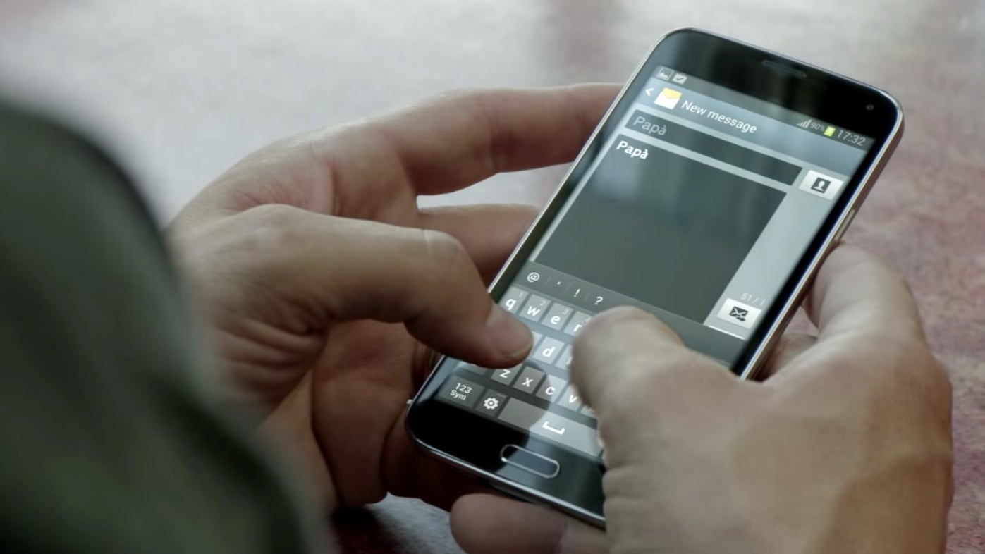 This Mobile Ad Will Make You Want To Shut Off Your Phone And Go Hug ...