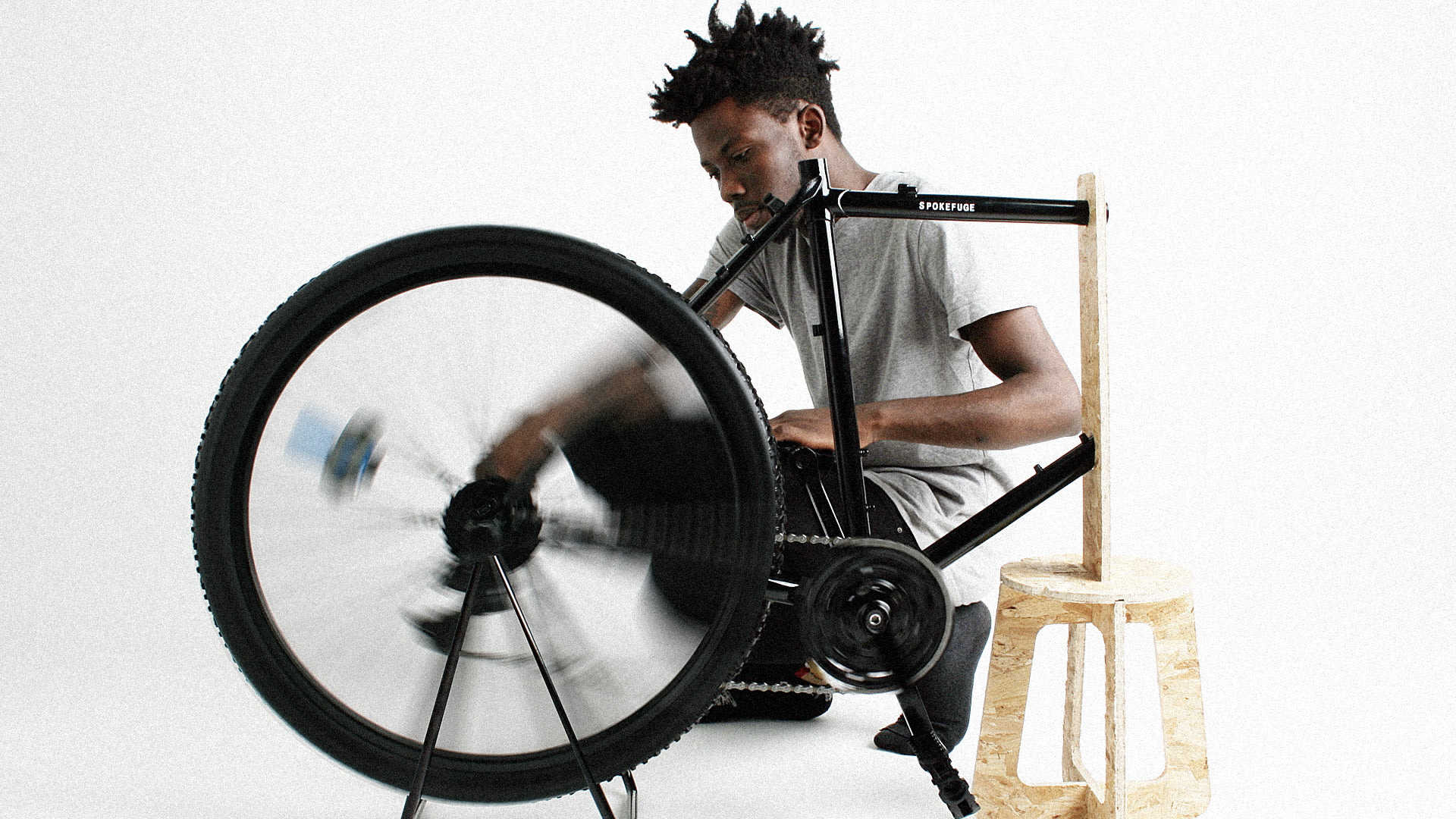 This Bike Wheel Is Hiding A Mini-Lab That Runs Blood Tests While You ...