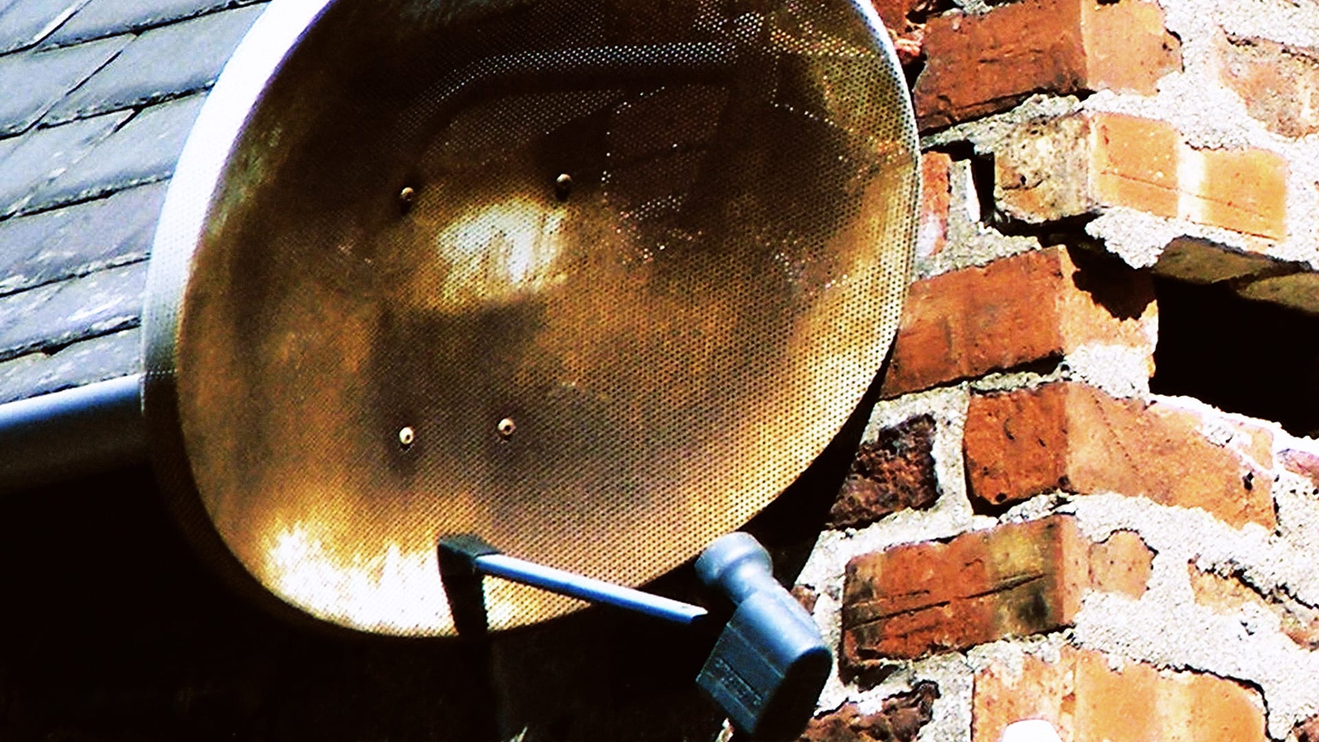 CNN, Cartoon Network, And More Go Dark For DIsh Network Subscribers ...