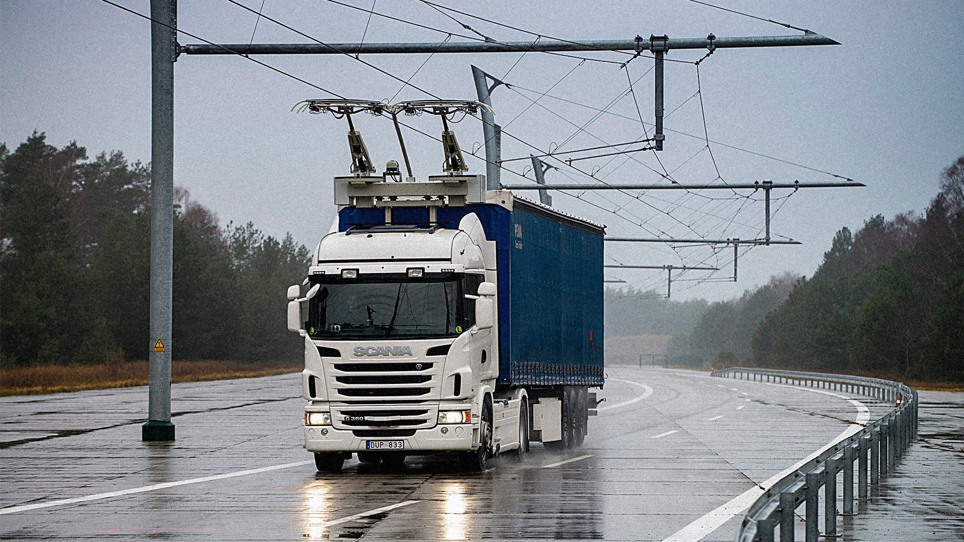 On L.A.'s New E-Highway, Trucks Will Hook Up For A Silent, Zero ...