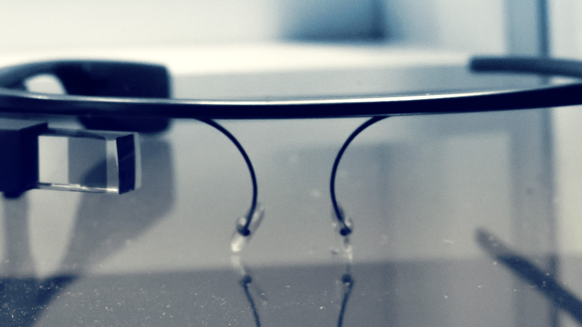 Twitter Pulls Its Google Glass App - Fast Company