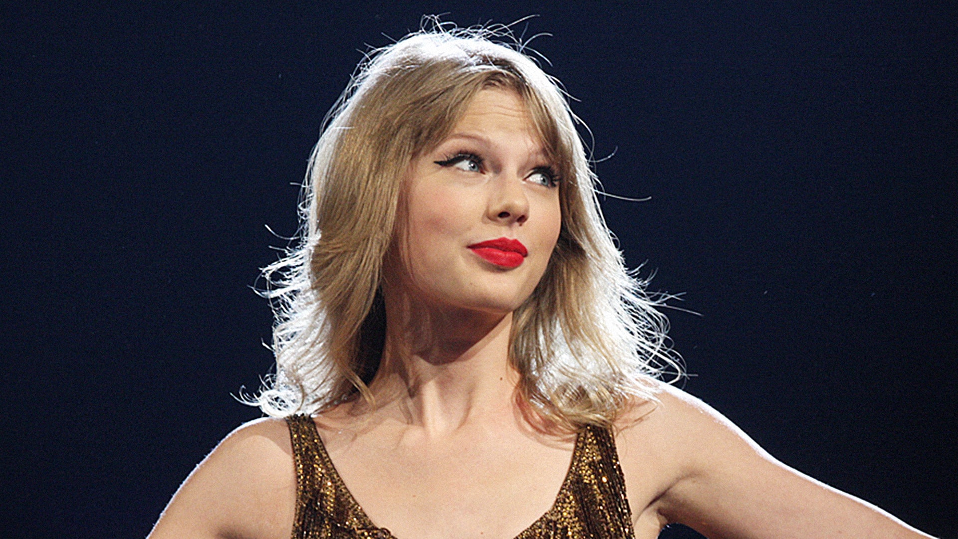 Taylor Swift Finally Says Why She Pulled Her Music From Spotify - Fast ...