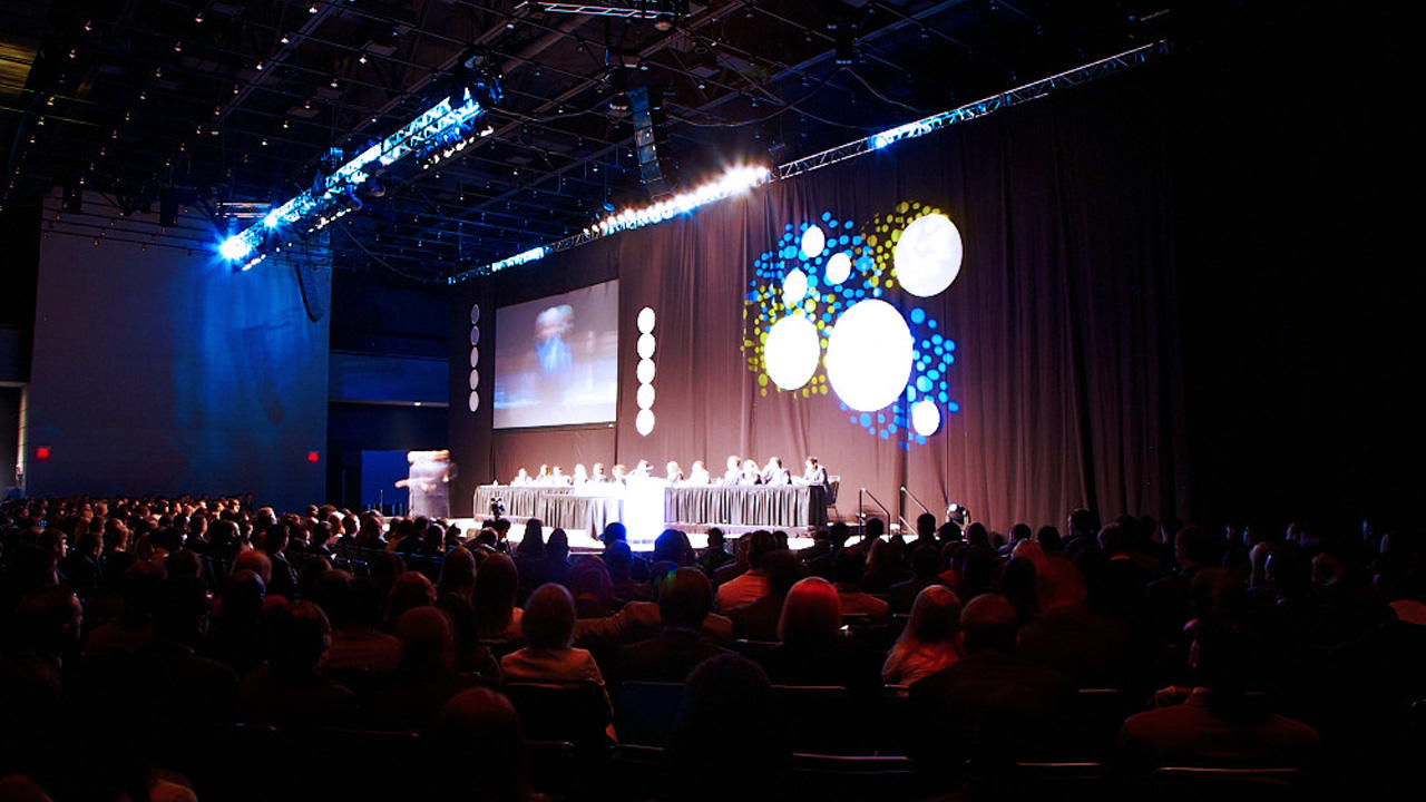 5 Strategies For Creating A Conference Panel People Actually Want To ...