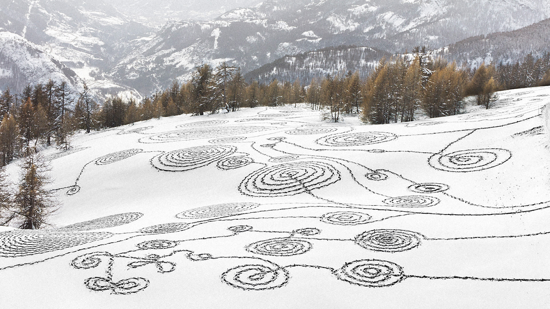 Huge Snow Drawings Made By People In Snowshoes Make Beauty Out Of ...