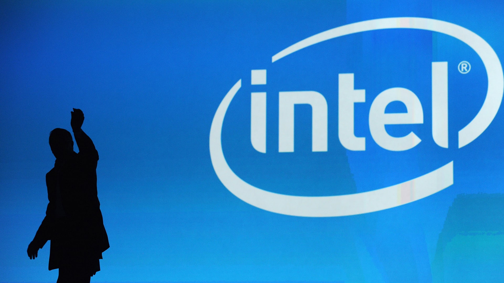 Intel Has Squeezed All Of Windows 8.1 Onto A Single $149 Dongle - Fast ...