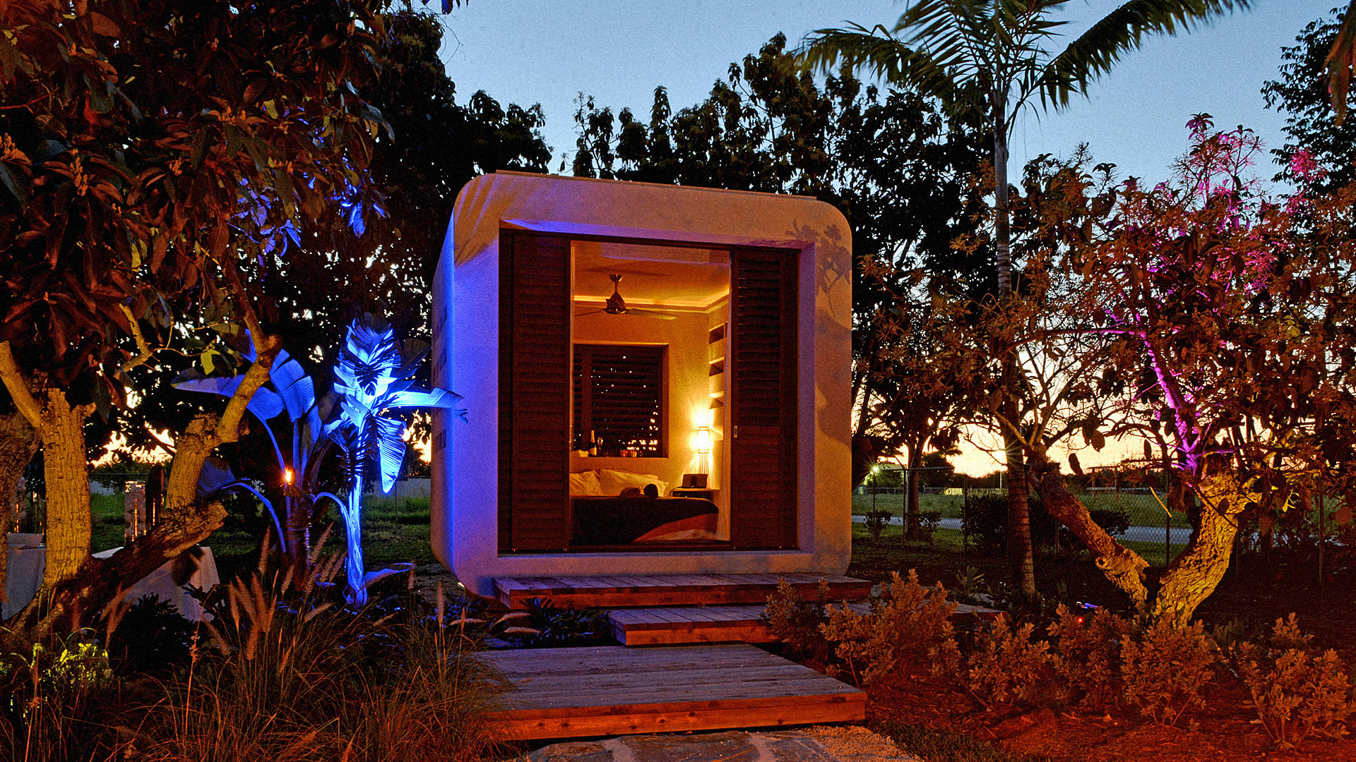 This Cheap Flat-Pack Modular Home Won't Fall Over In A Hurricane - Fast ...