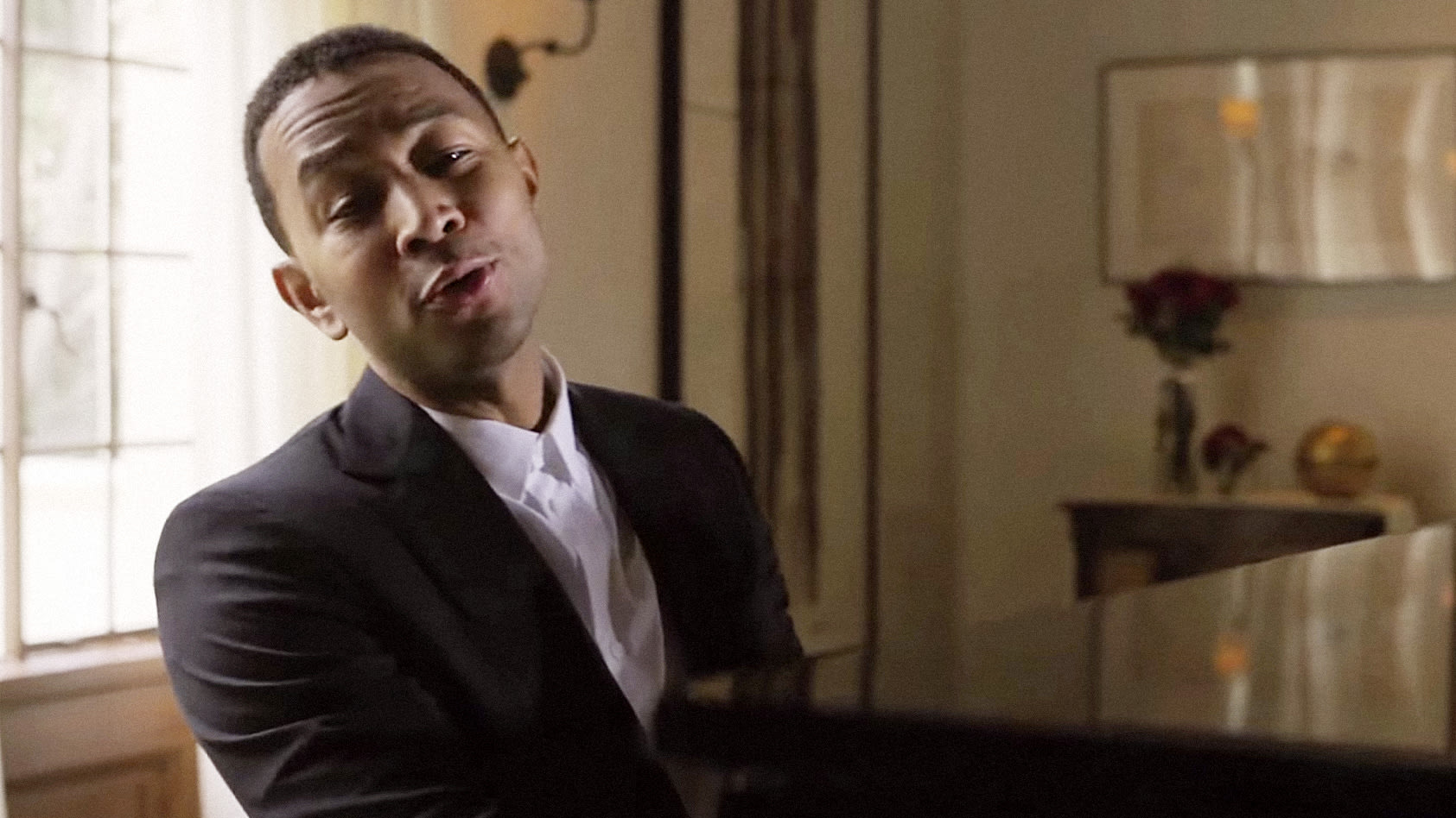 How To Get John Legend To Sing At Your Wedding, Birthday, Or Bar ...