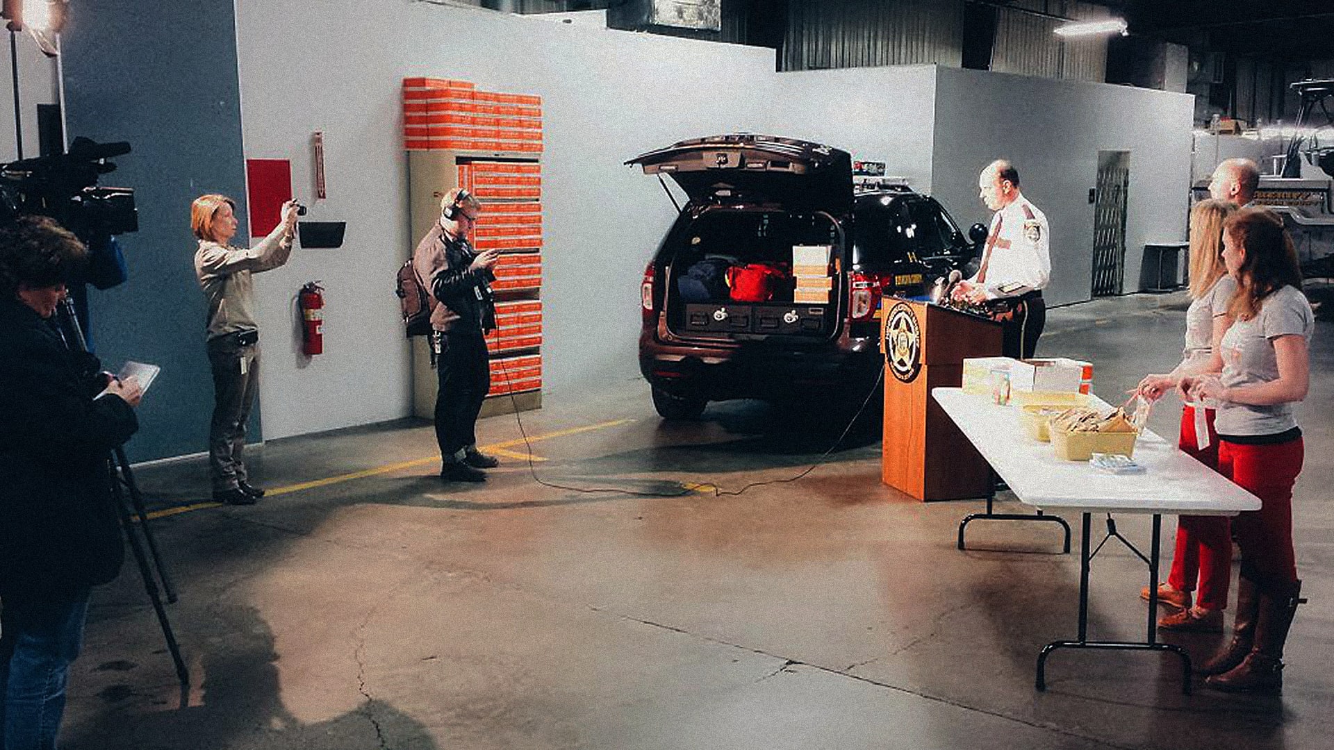 These Sheriffs Are Packing Their Patrol Cars With Boxes Of Free ...