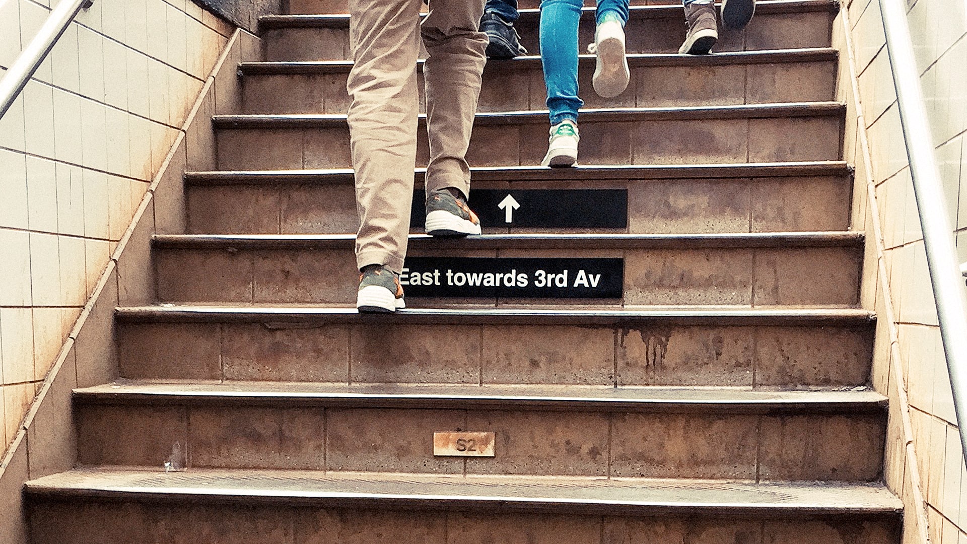 These Guerrilla Subway Signs Let You Get Out Of The Subway Exactly ...