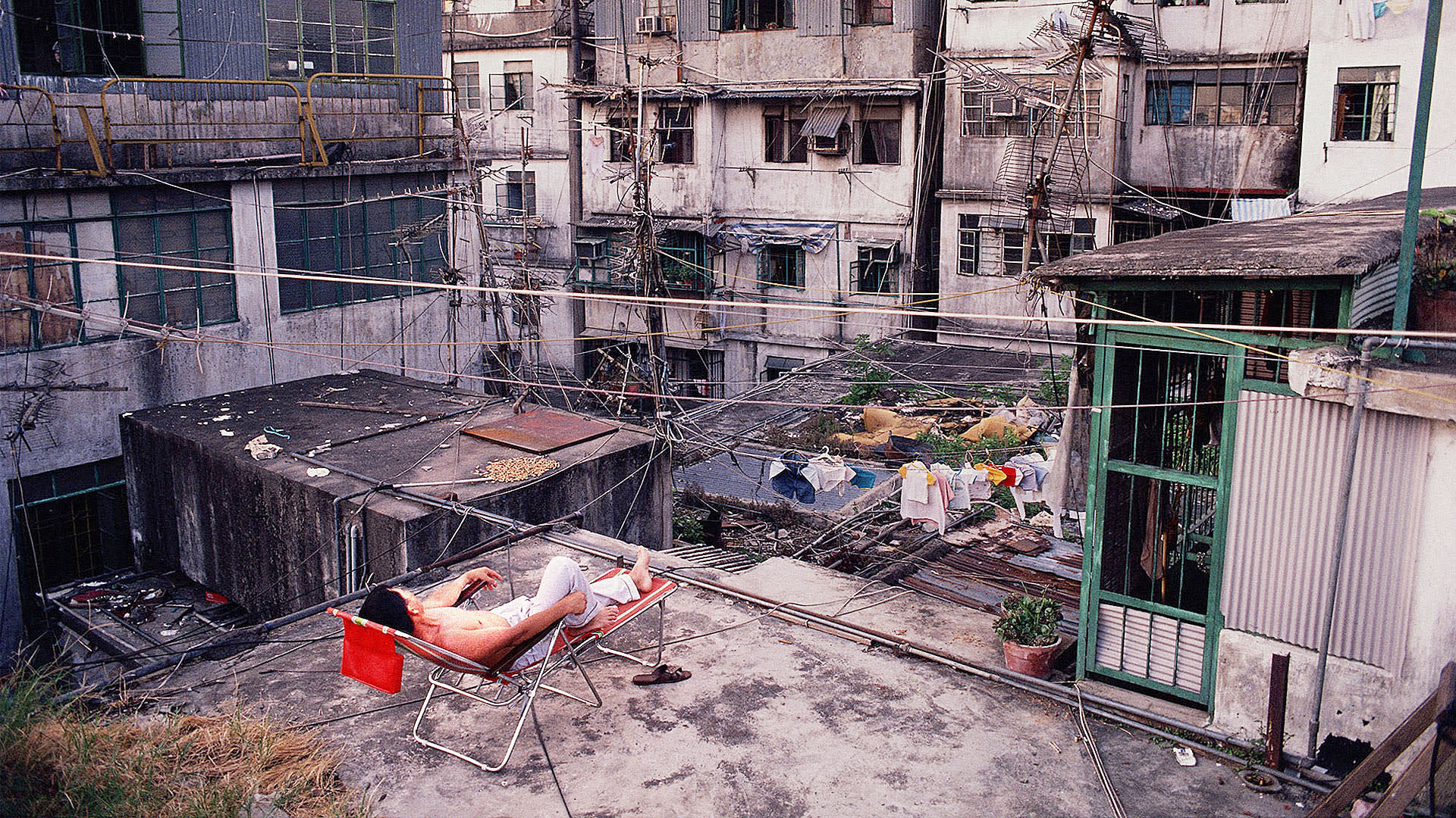 These Stunning Photos Show Life On The Densest City Block On Earth ...