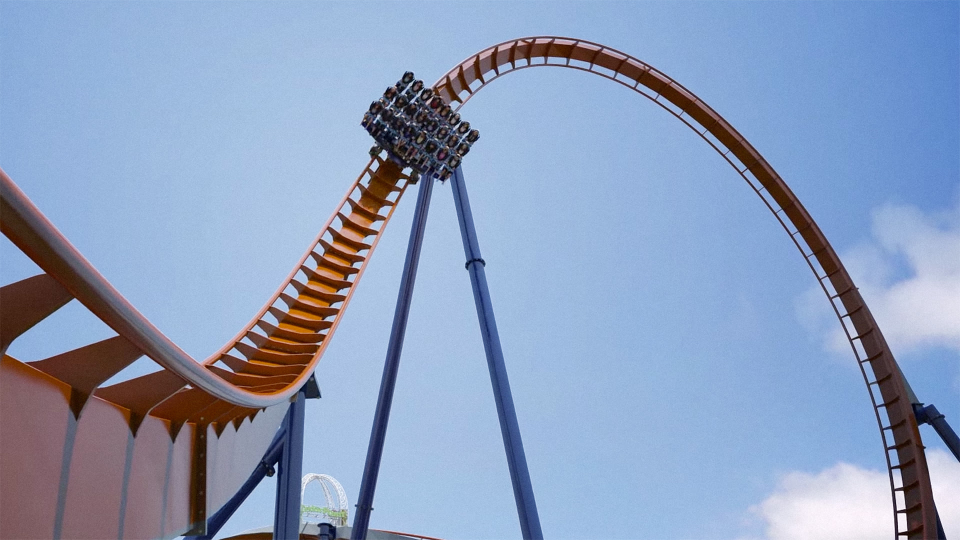 Take An Early Ride On The Multi-Record-Breaking Roller Coaster That ...