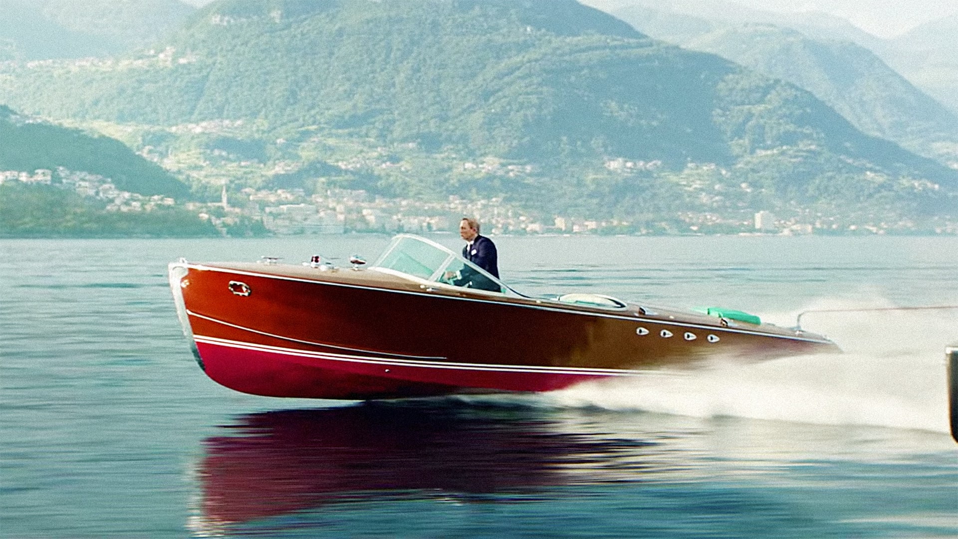 Daniel Craig Stars In Heineken's New James Bond "Spectre" Extravaganza ...