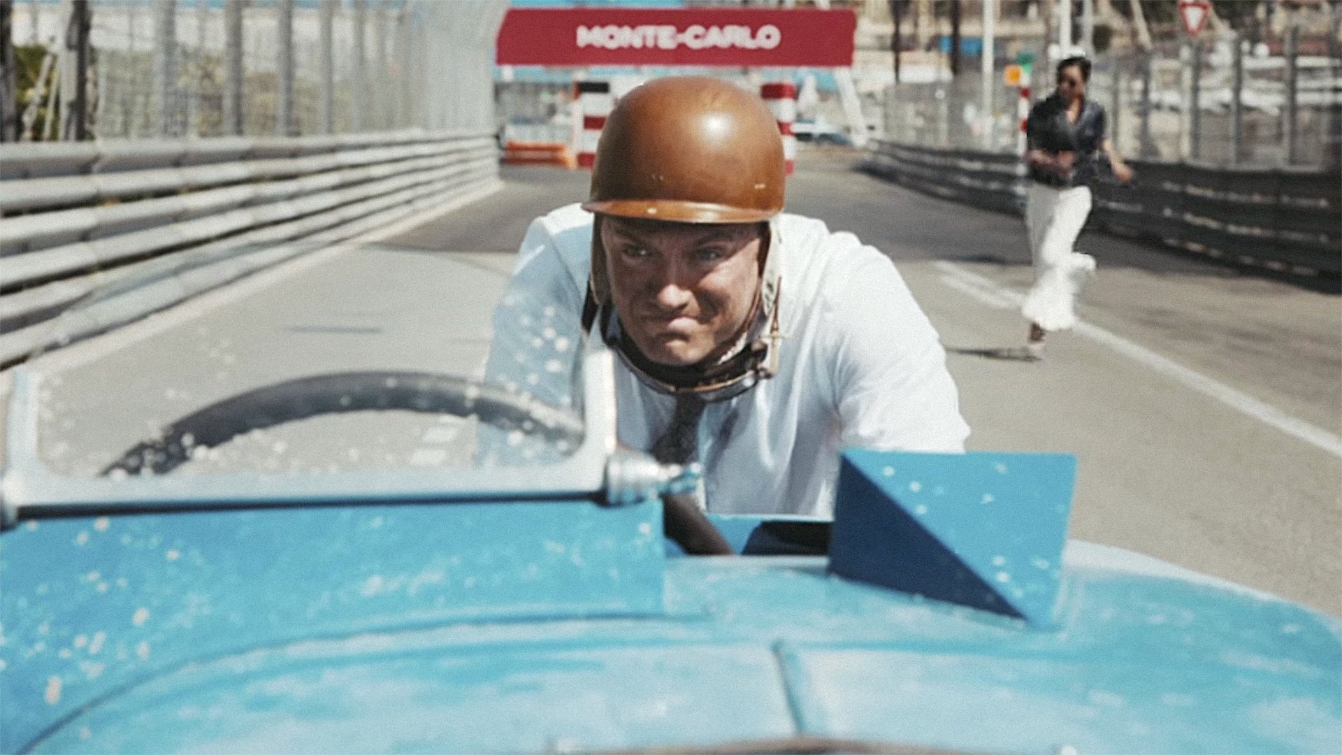 Jude Law Returns In Another Epic Gentleman's Wager For Johnnie Walker ...