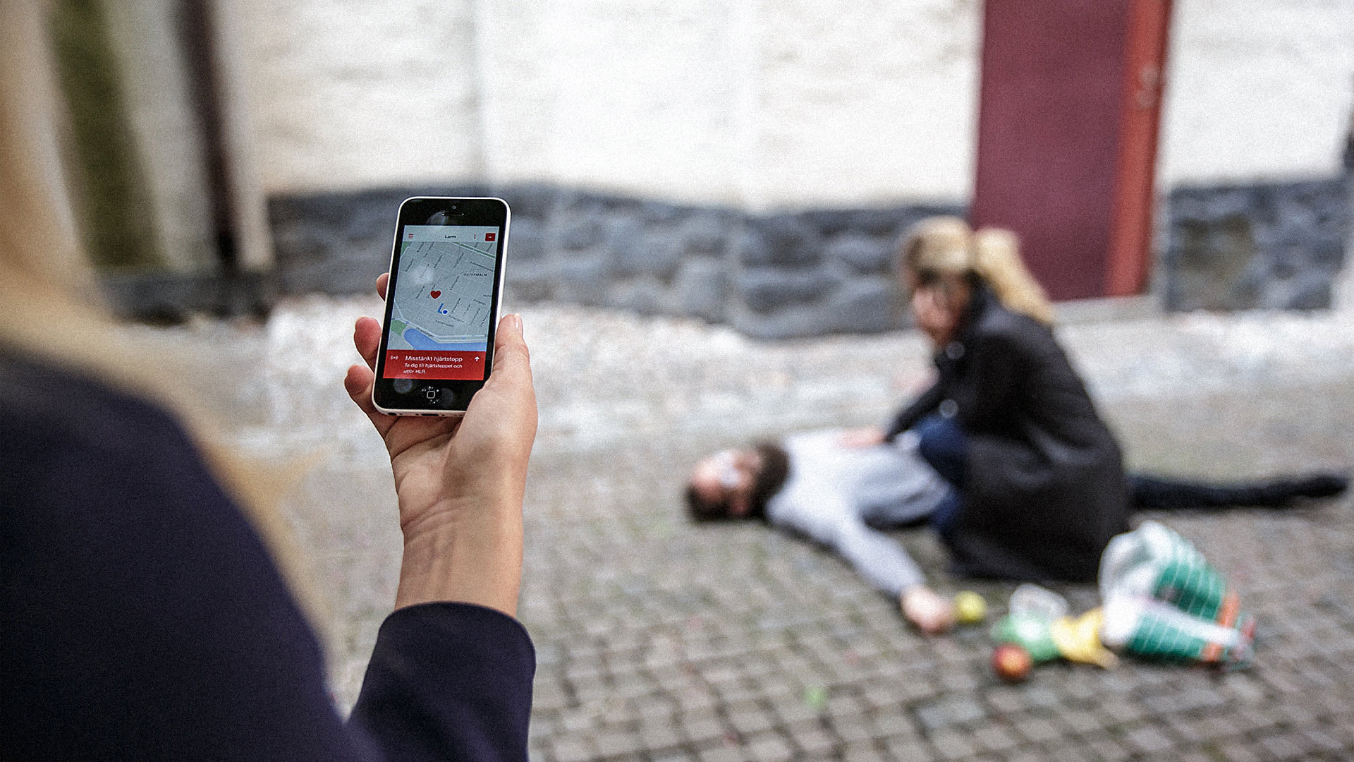 Having A Heart Attack? This App Alerts Nearby Strangers Who Could Save ...