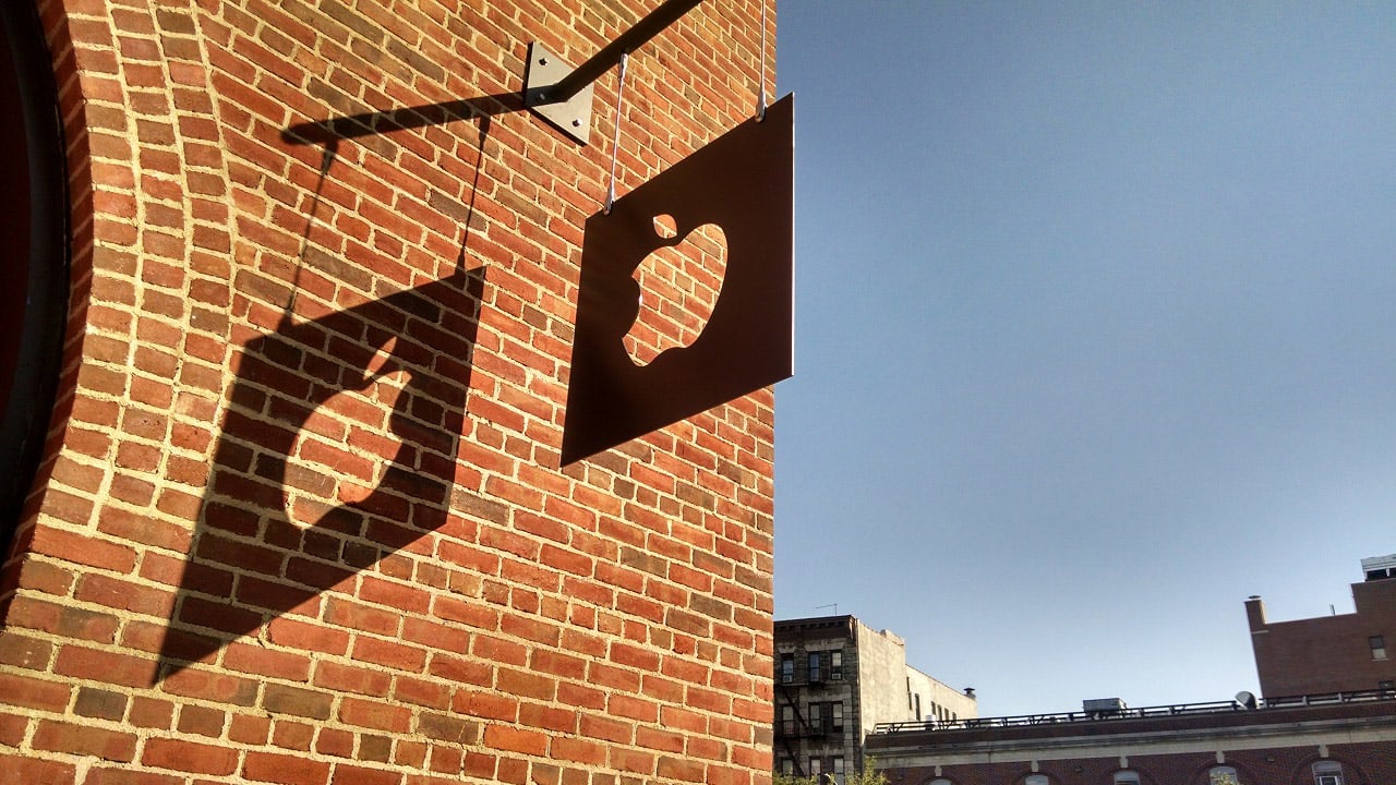 Peek Inside Apple's First Brooklyn Store, Complete With Exposed Brick ...
