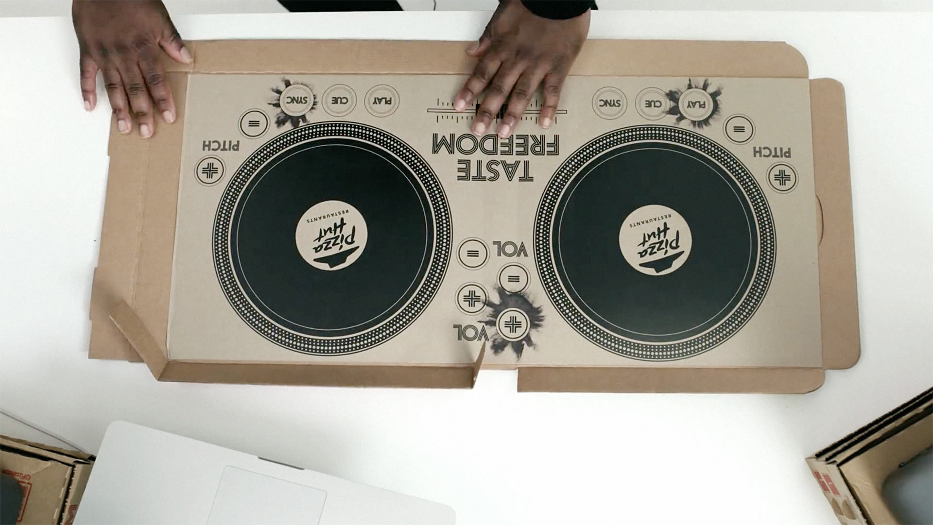 Pizza Hut Serves Up A Pizza Box That's Also A Working Digital DJ ...