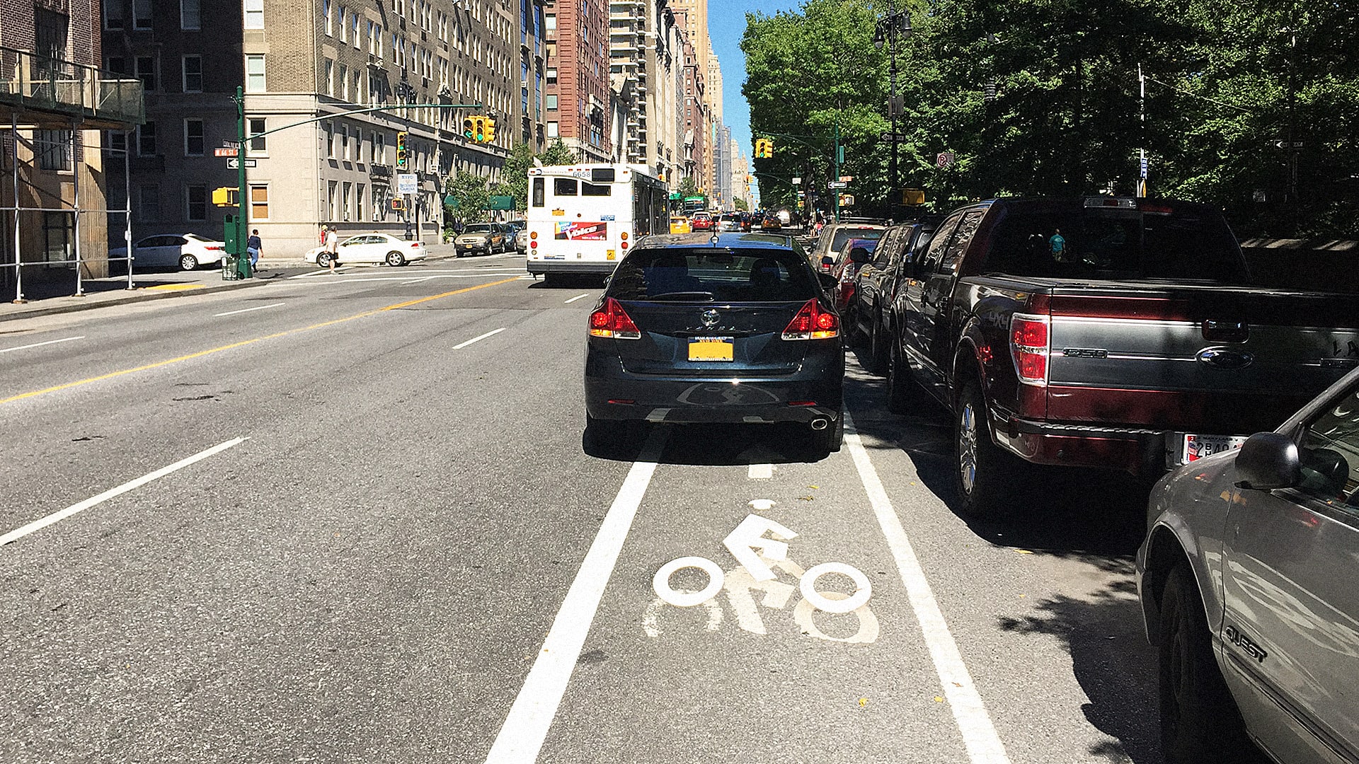 In New York, Now You Can Report Cars Blocking The Bike Lane To The City ...