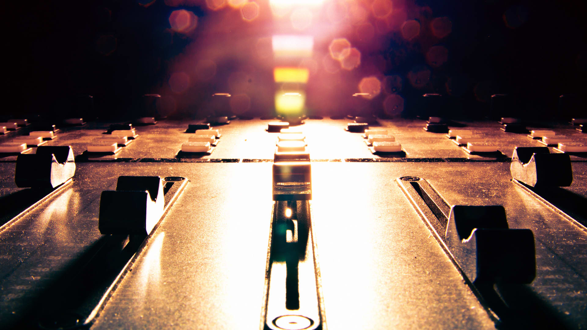 IBM's Unlikely Silo Buster: An Intranet Radio Station - Fast Company