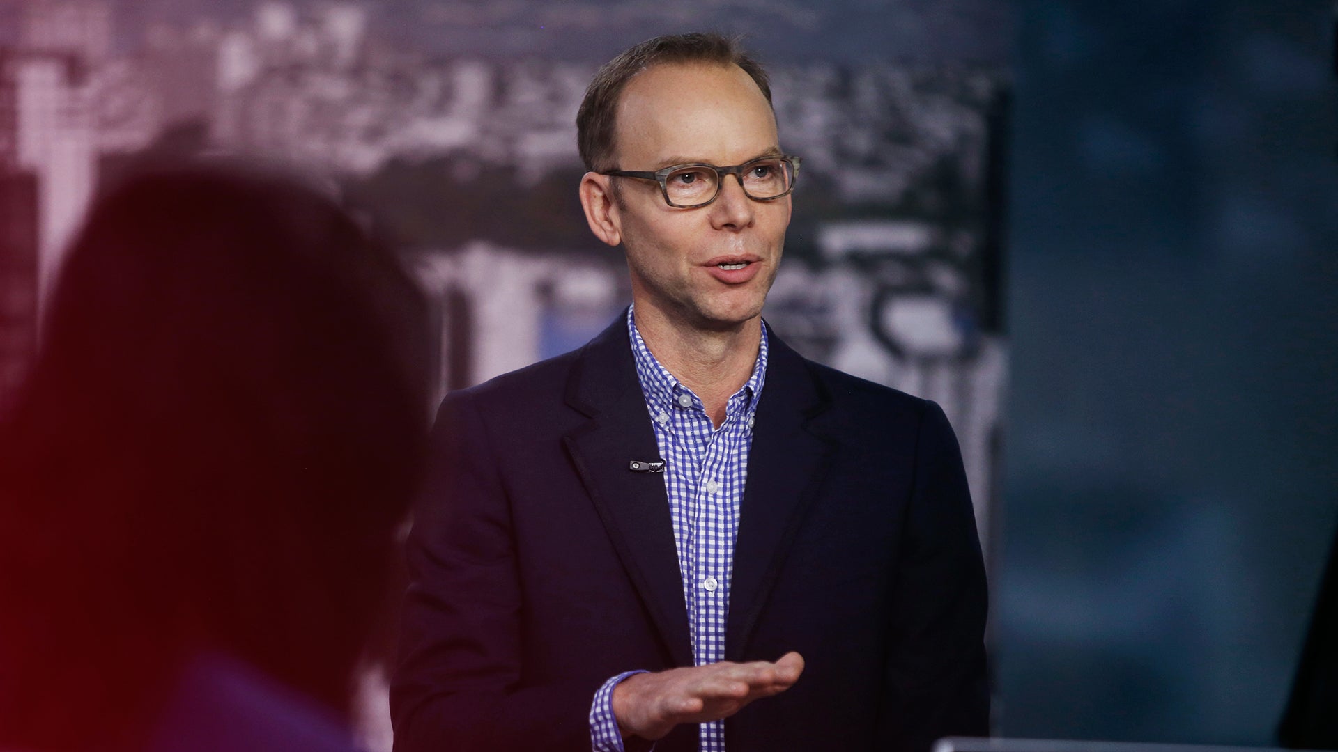 Chipotle Shakes Up Its Leadership Team: Co-CEO Moran To Step Down ...