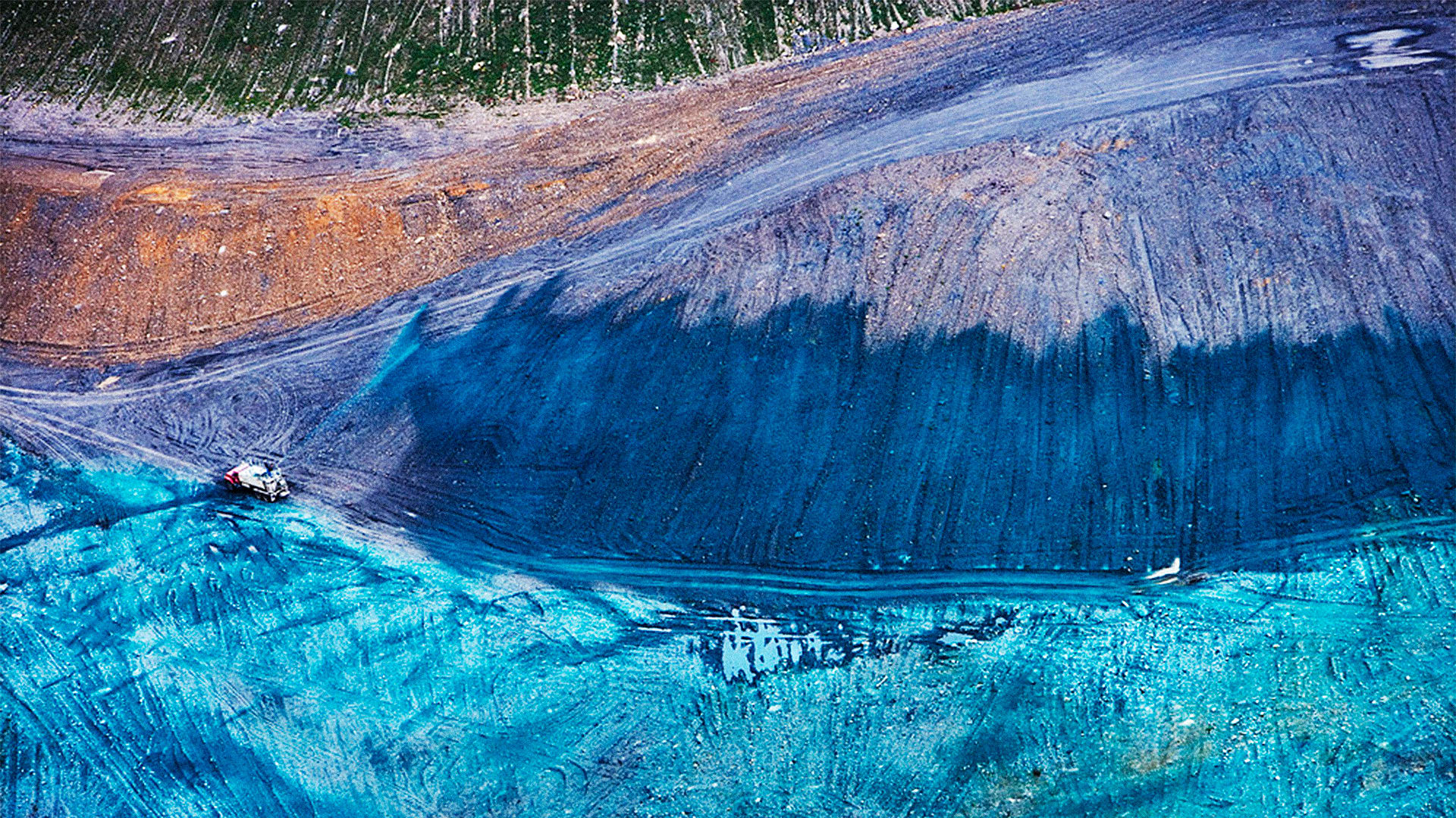 These Photos Make Deadly Industrial Pollution Look Eerily Beautiful ...