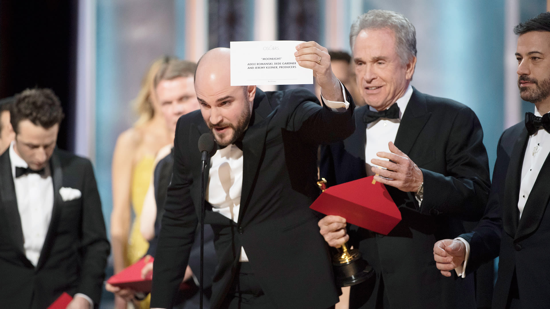"Moonlight" Takes Best Picture After The Most Bizarre Moment In Oscar ...