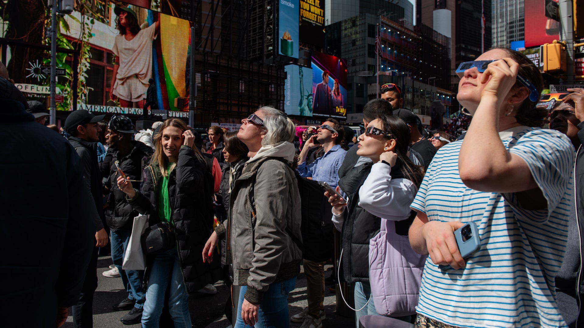 Photos: What it was like to watch the 2024 solar eclipse from NYC ...
