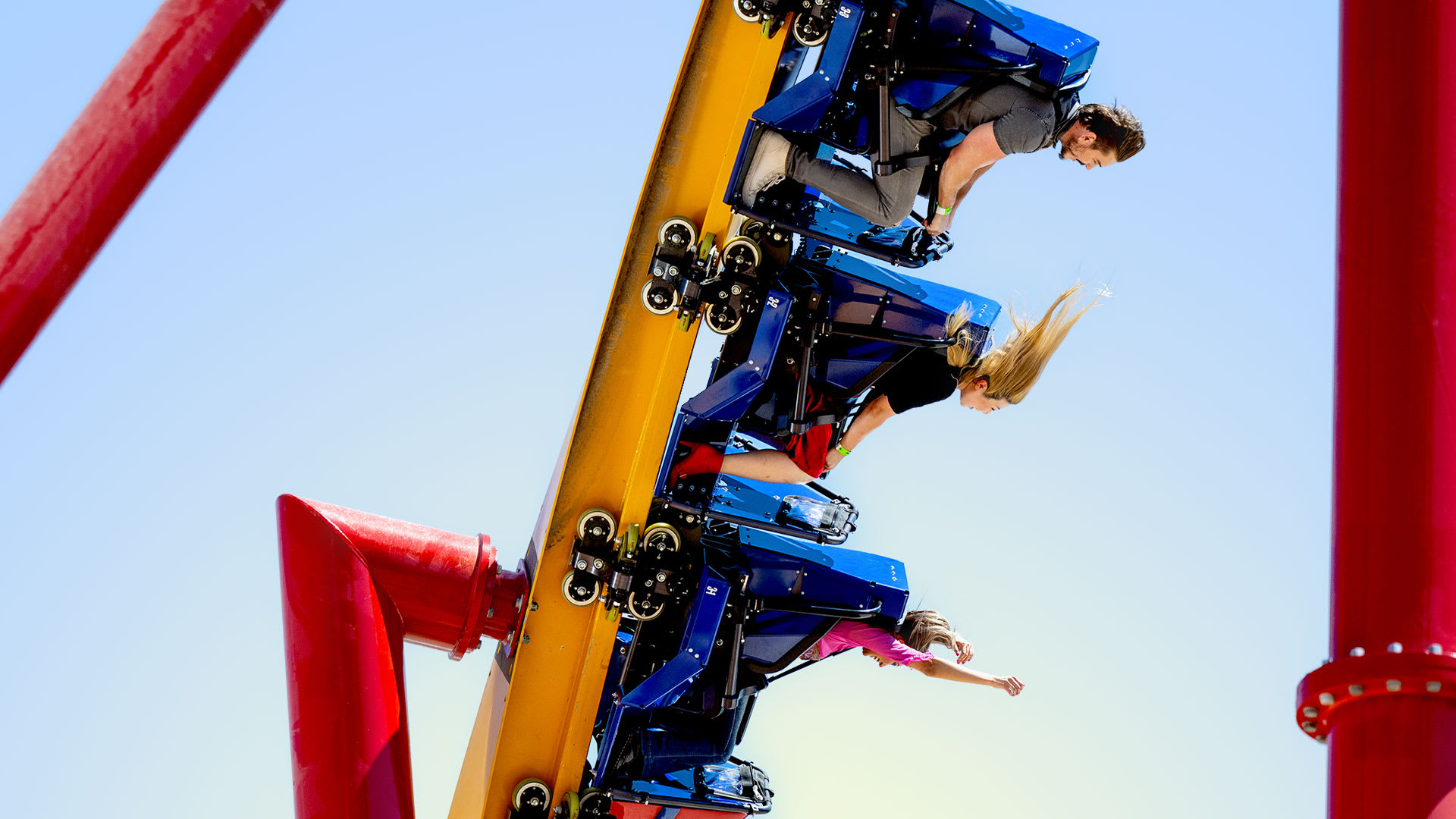 Six Flags announces a digital makeover with new AI features - Fast Company
