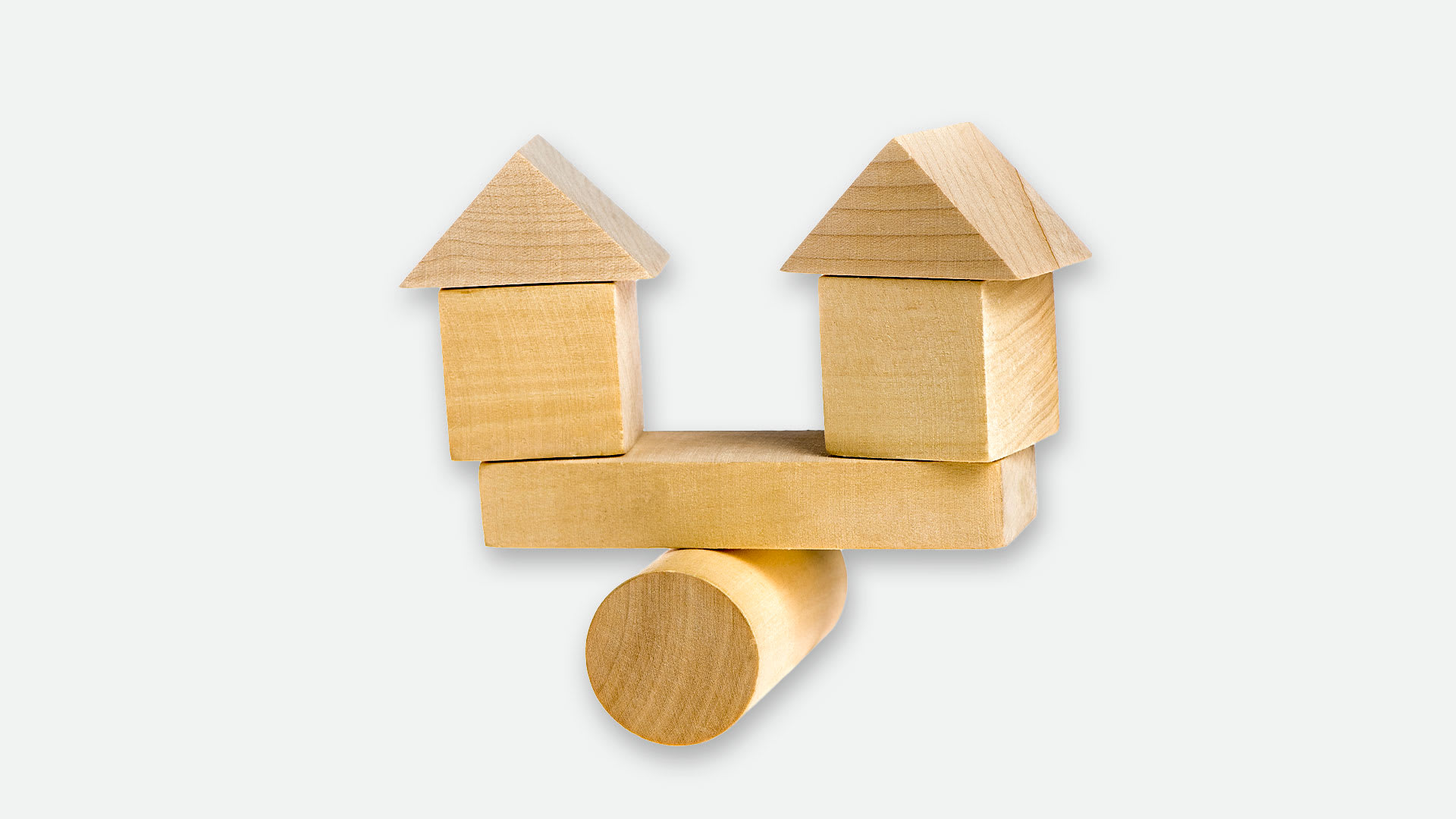 These 2 numbers clearly explain the housing market's lock-in effect ...