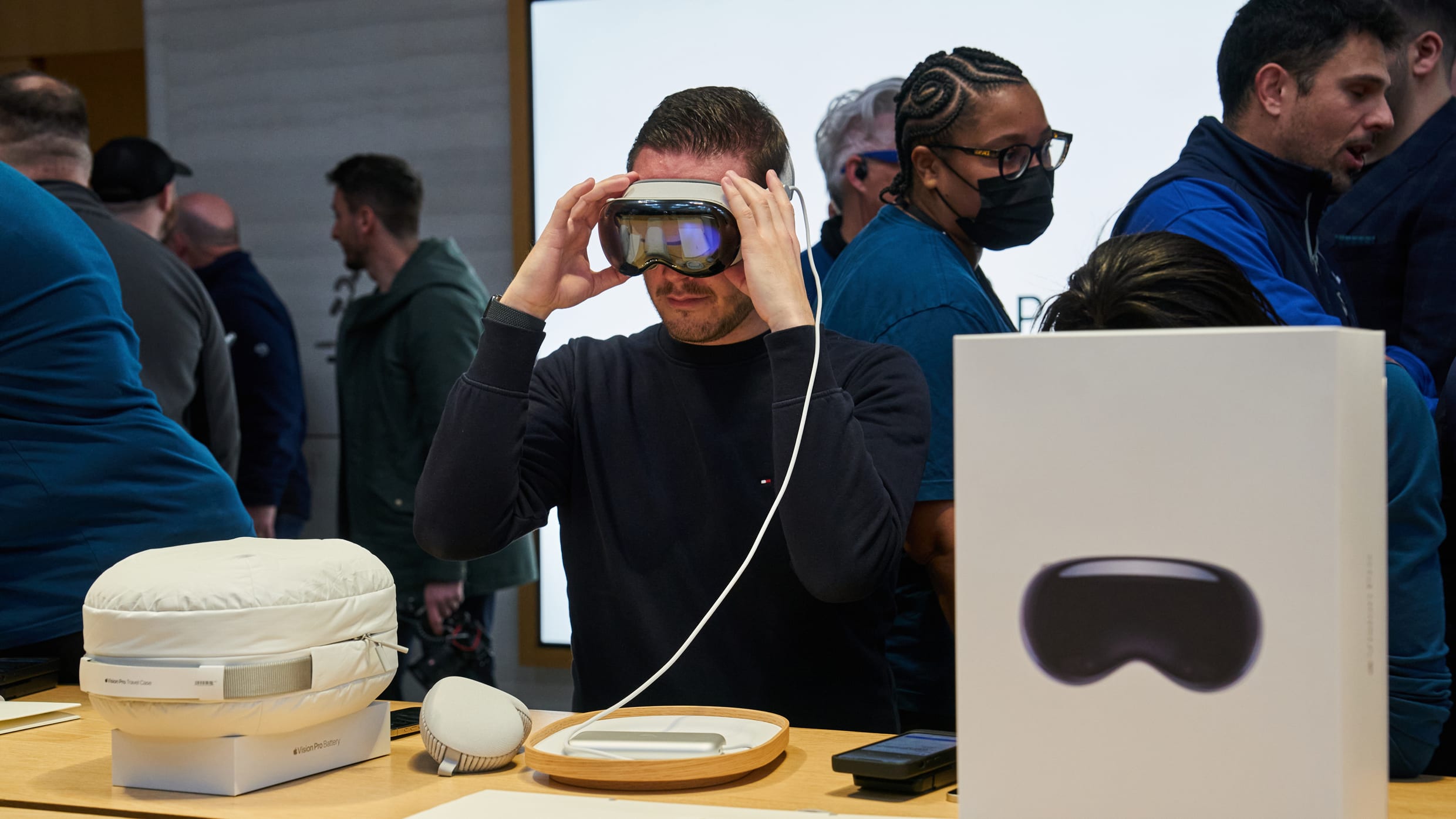 Why the Vision Pro is still no match for your computer - Fast Company