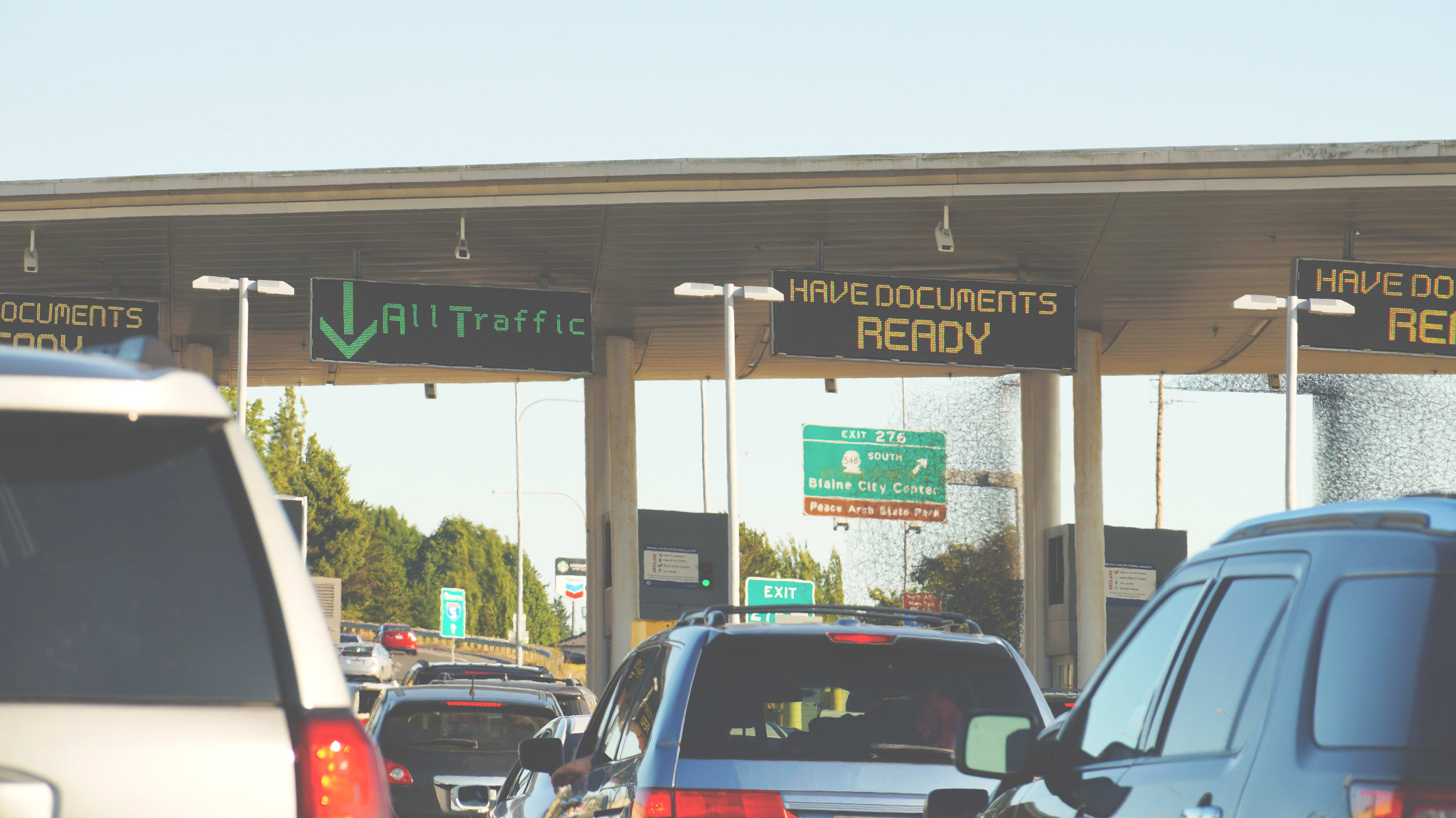 U.S. border agents need warrant to search cell phone, court rules ...