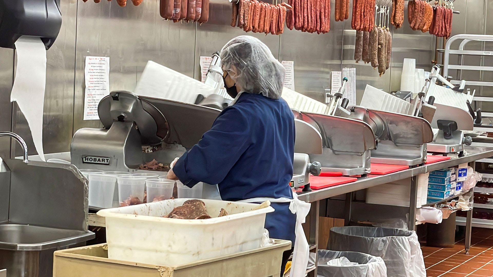 Boar's Head hit with class action lawsuit over listeria-tainted meats ...