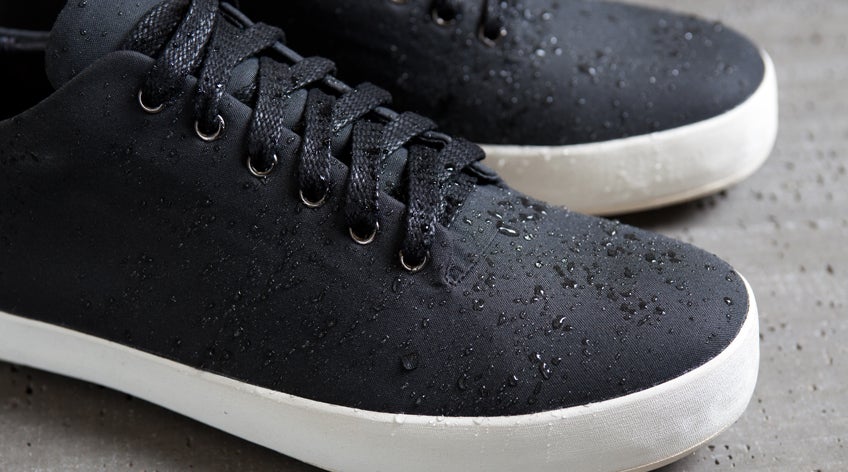 Wanted: A Super-Simple Shoe For Bike Commuters That's Waterproof - Fast ...