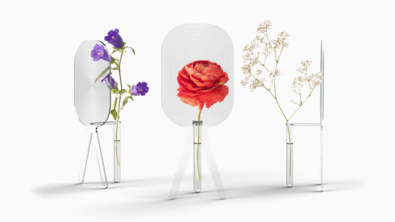 Big Bloom, A Magnifying Vase That Supersizes Your Flowers - Fast Company