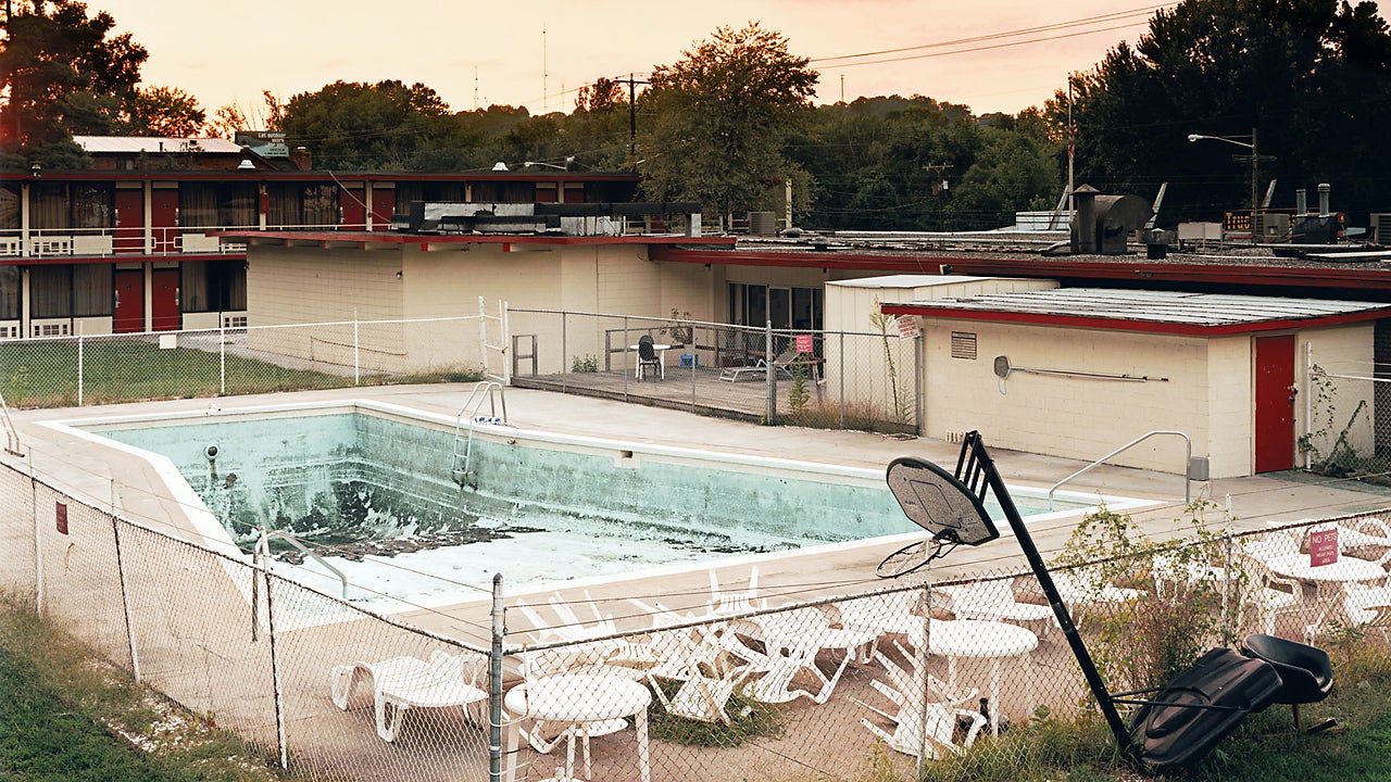 Unexpectedly Sublime Photos Of Empty Motel Pools - Fast Company