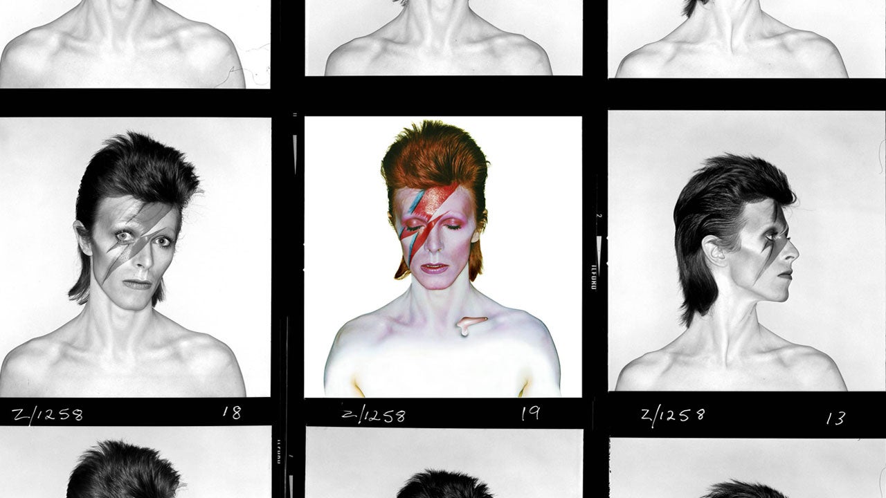 A Rare Behind-The-Scenes Look At Some Of Bowie's Most Iconic ...