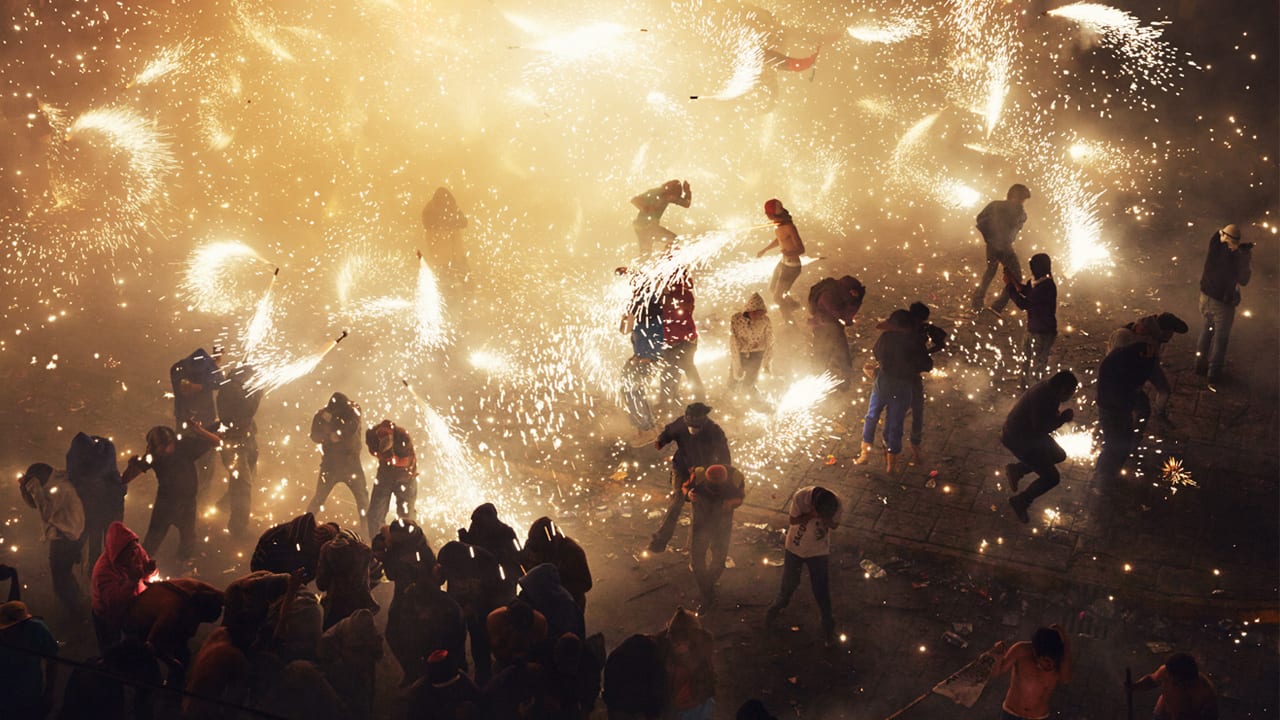 The Biggest Bang: A Dazzling View On the World's Largest Fireworks ...