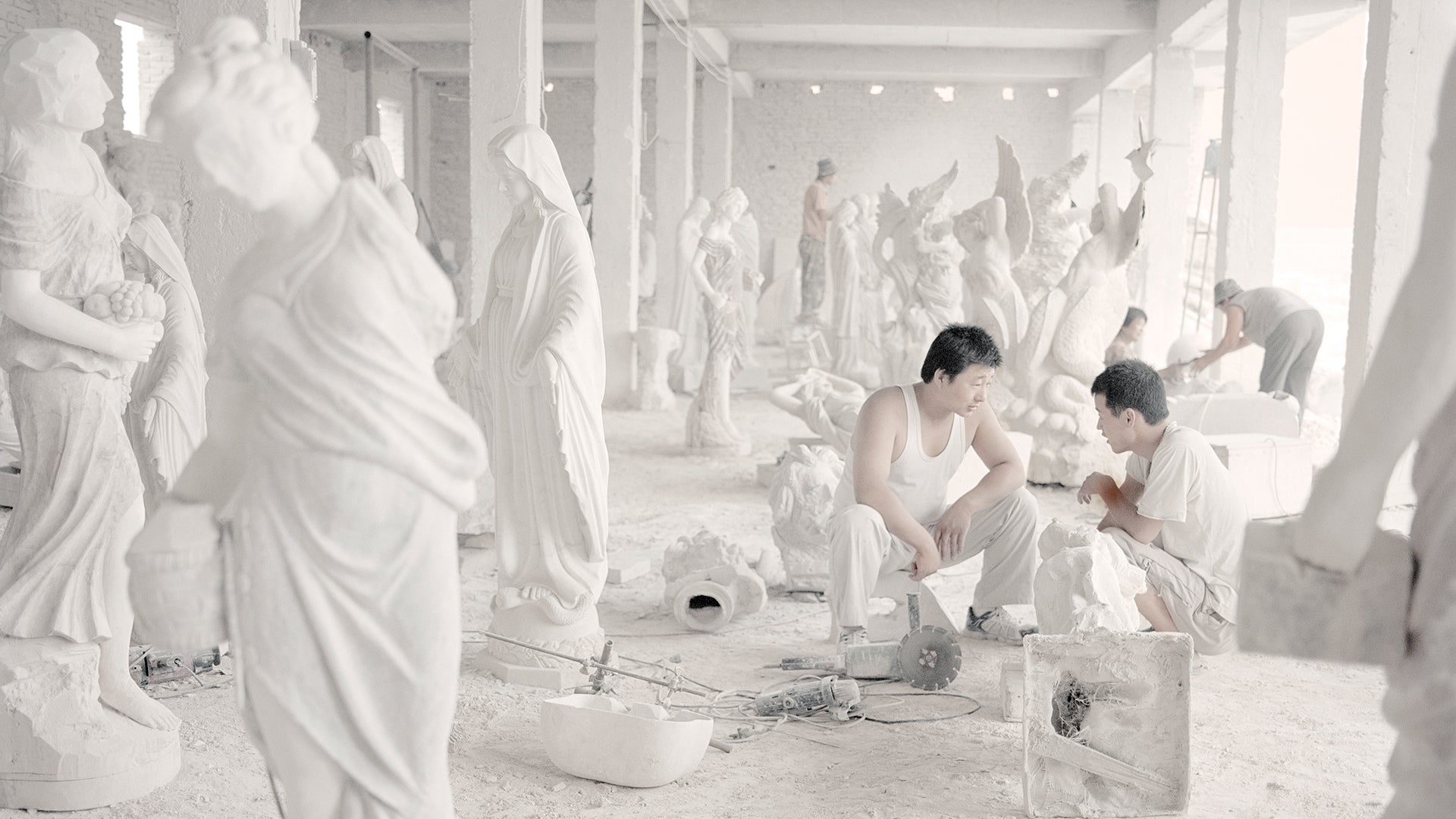An Incredible Look At Where The World's Counterfeit Statues Are Made ...