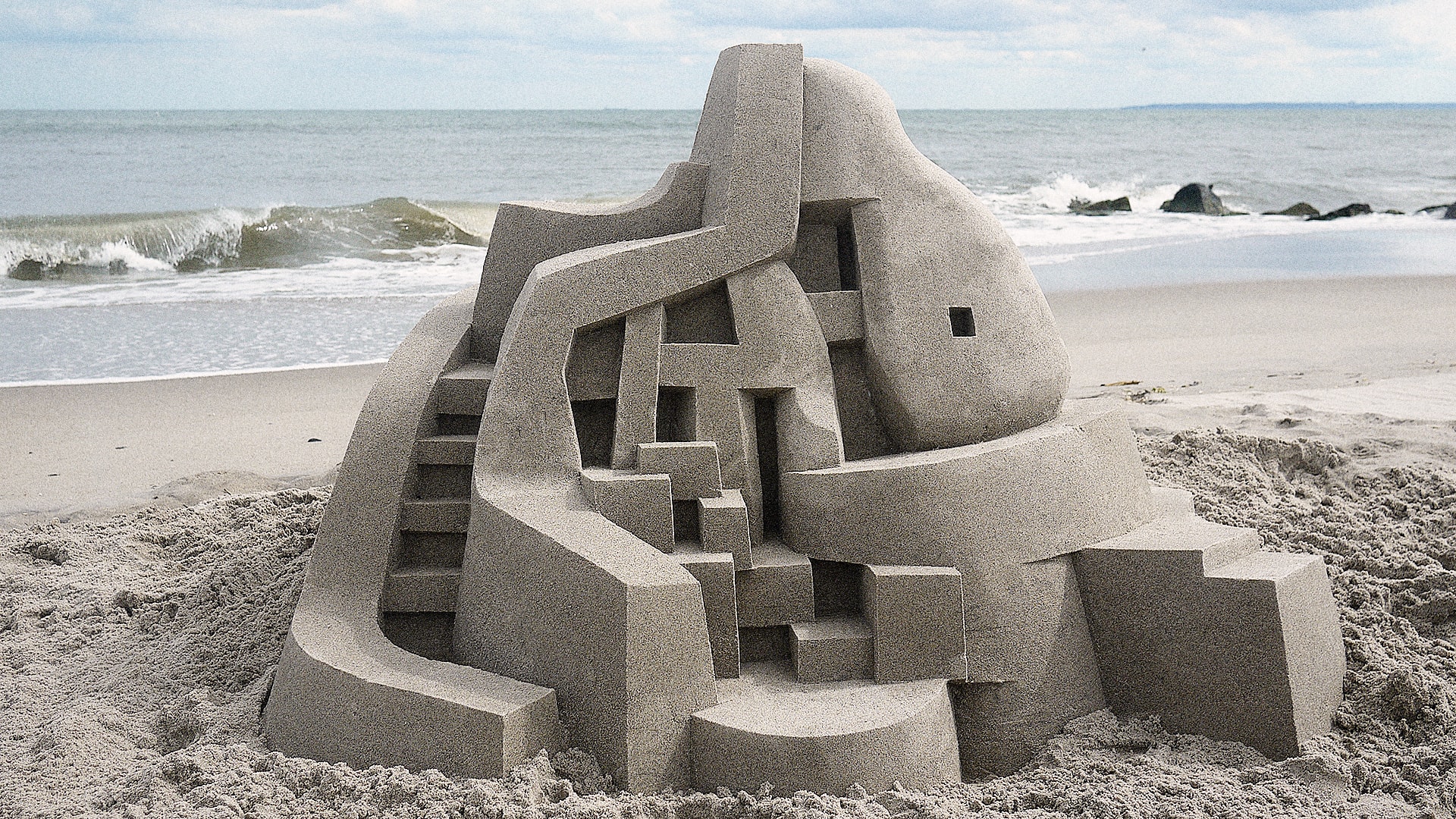 This Guy's Elaborate Sand Castles Make Frank Gehry Look Like An Amateur ...