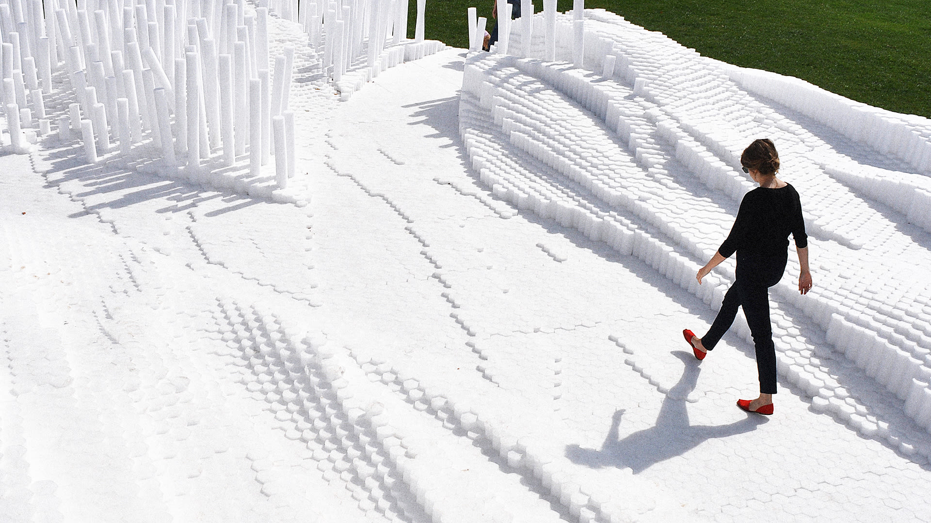 This Installation Made From Pool Noodles Brings Out The Kid In All Of ...